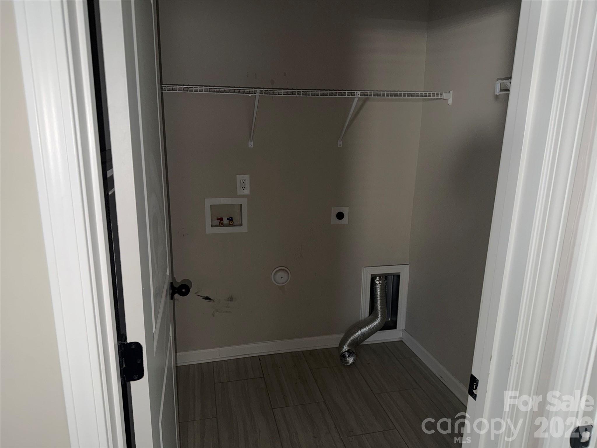 Photo 9 of 4112 Stoneygreen Lane, Charlotte, NC