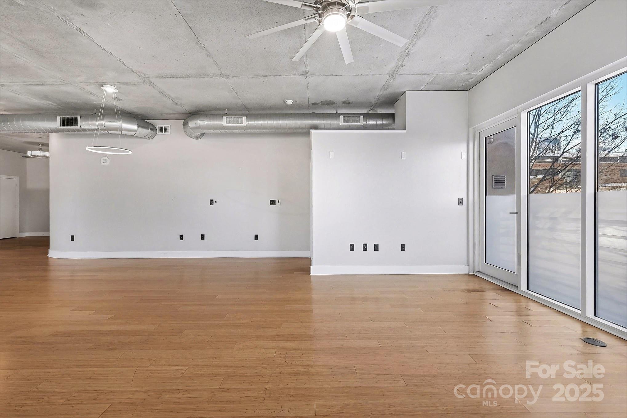 Photo 10 of 505 E Sixth Street304, Charlotte, NC