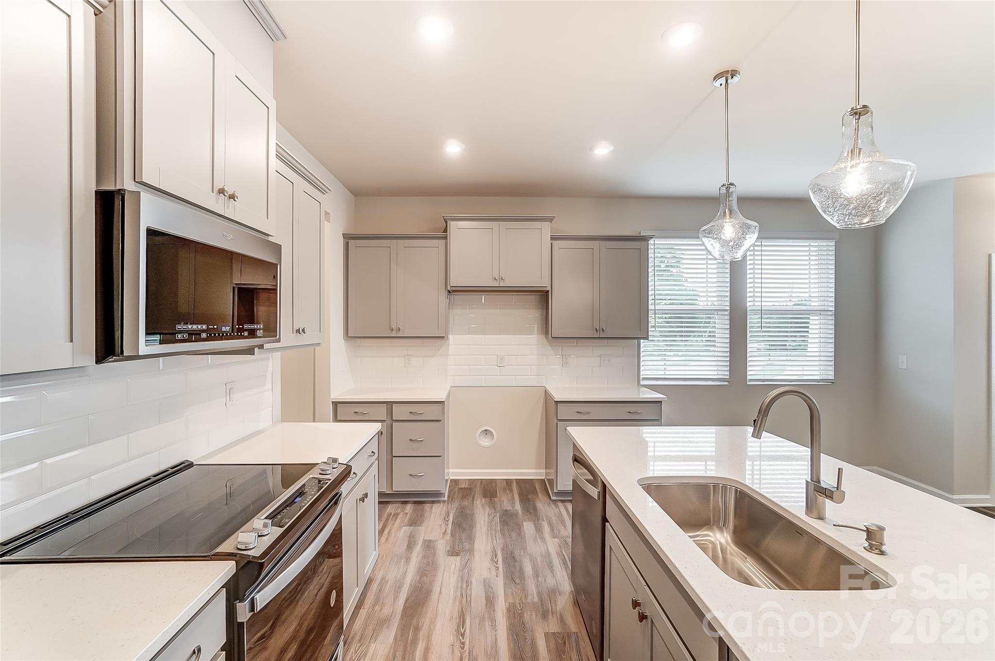 Photo 11 of 3812 Cheyney Park Drive, Charlotte, NC