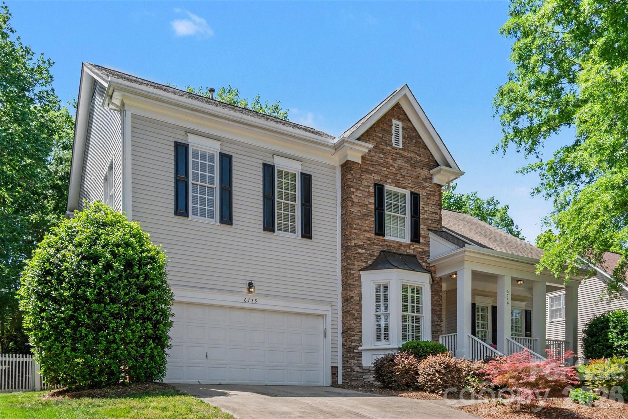 Photo 3 of 6739 Red Maple Drive, Charlotte, NC