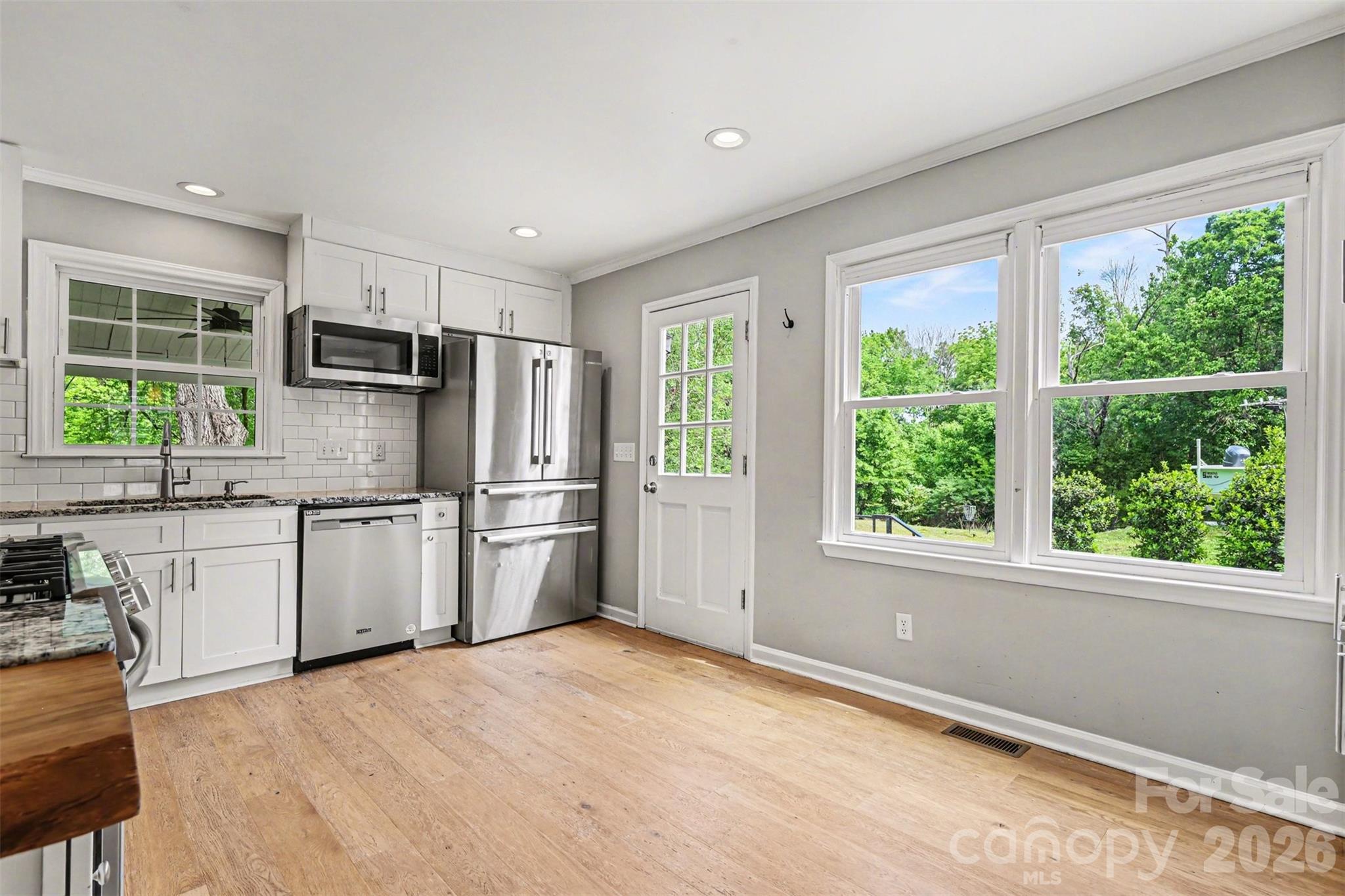 Photo 16 of 4600 Bournewood Lane, Charlotte, NC