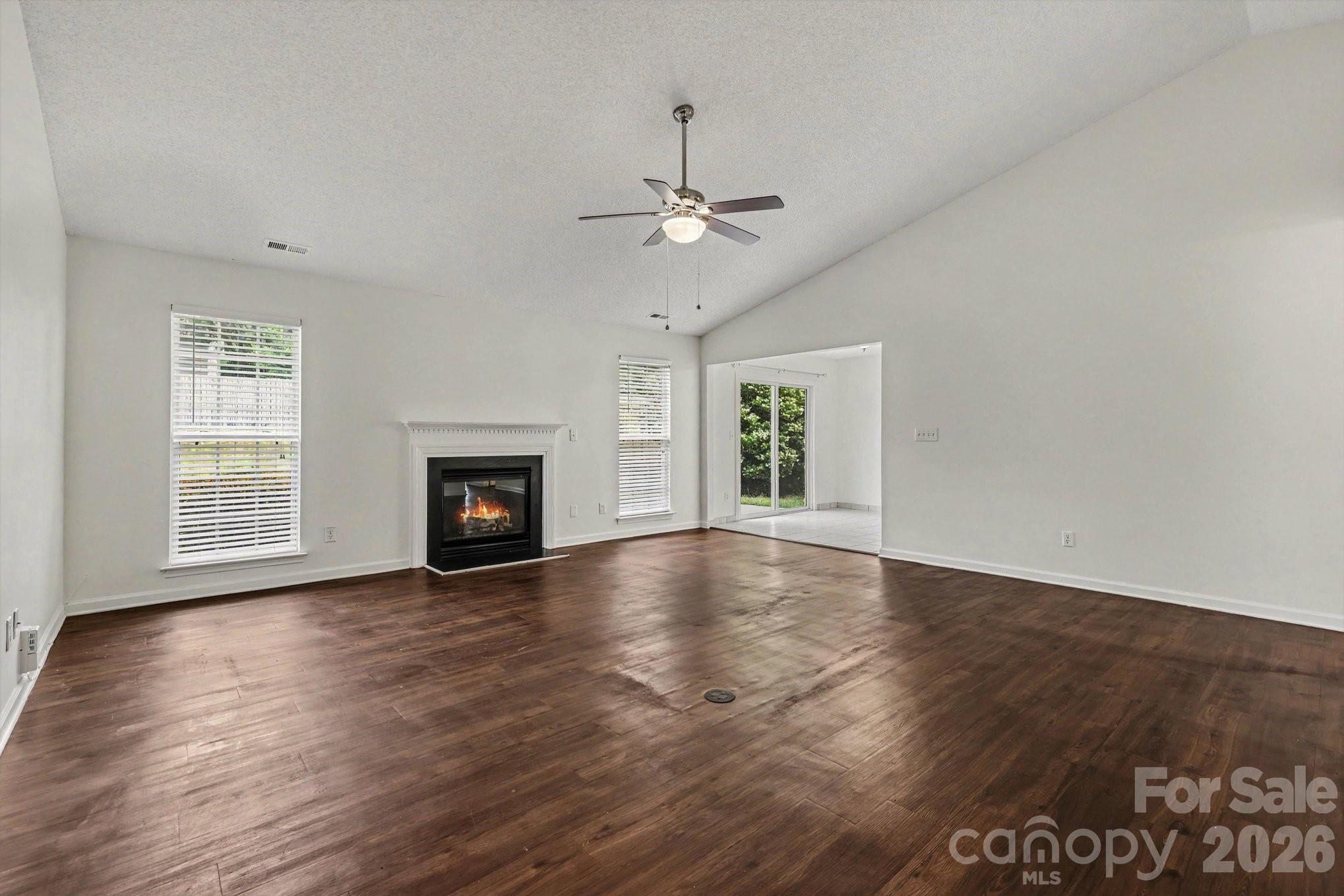 Photo 4 of 3218 Silver Spur Court, Charlotte, NC