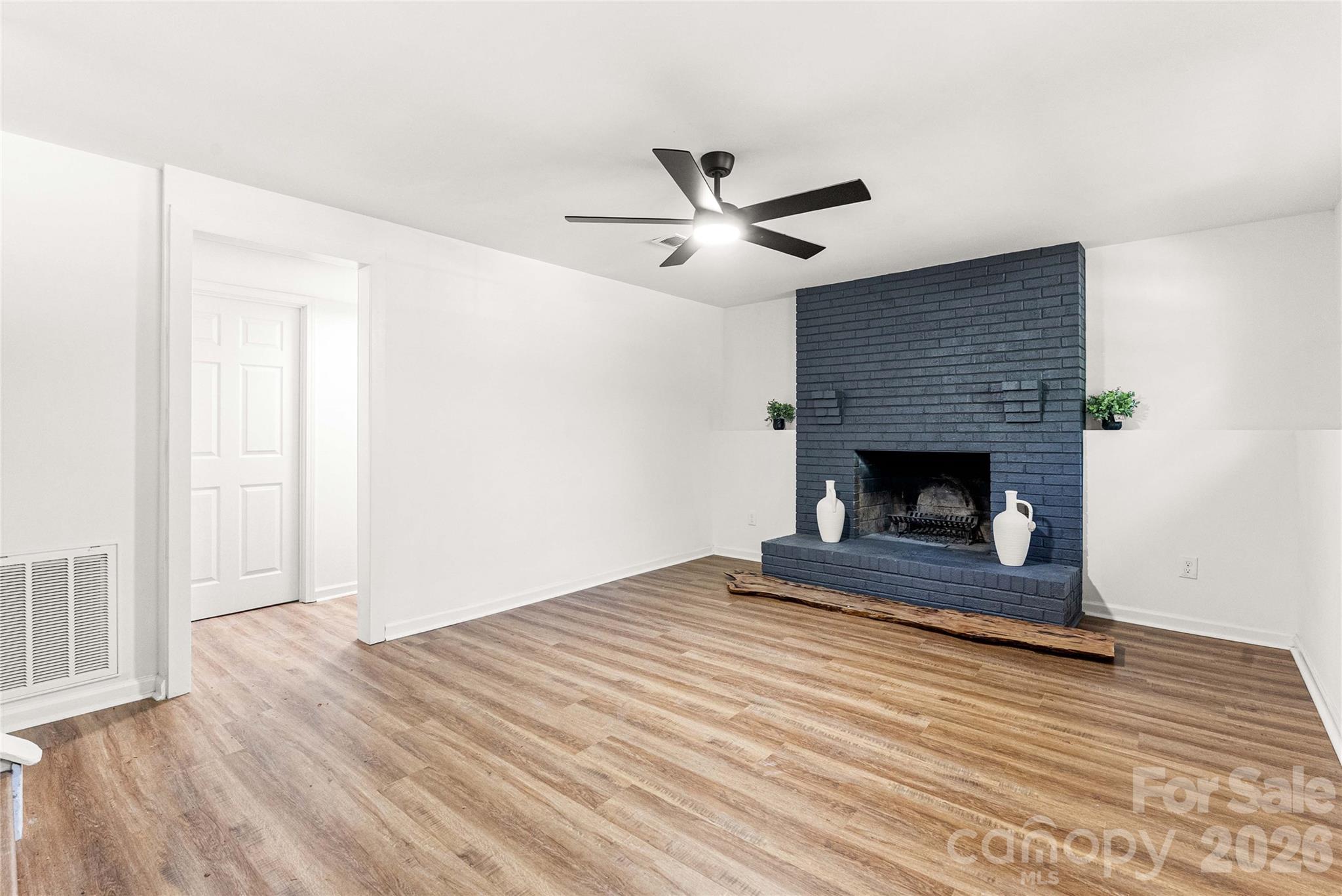 Photo 10 of 8424 Othello Place, Charlotte, NC