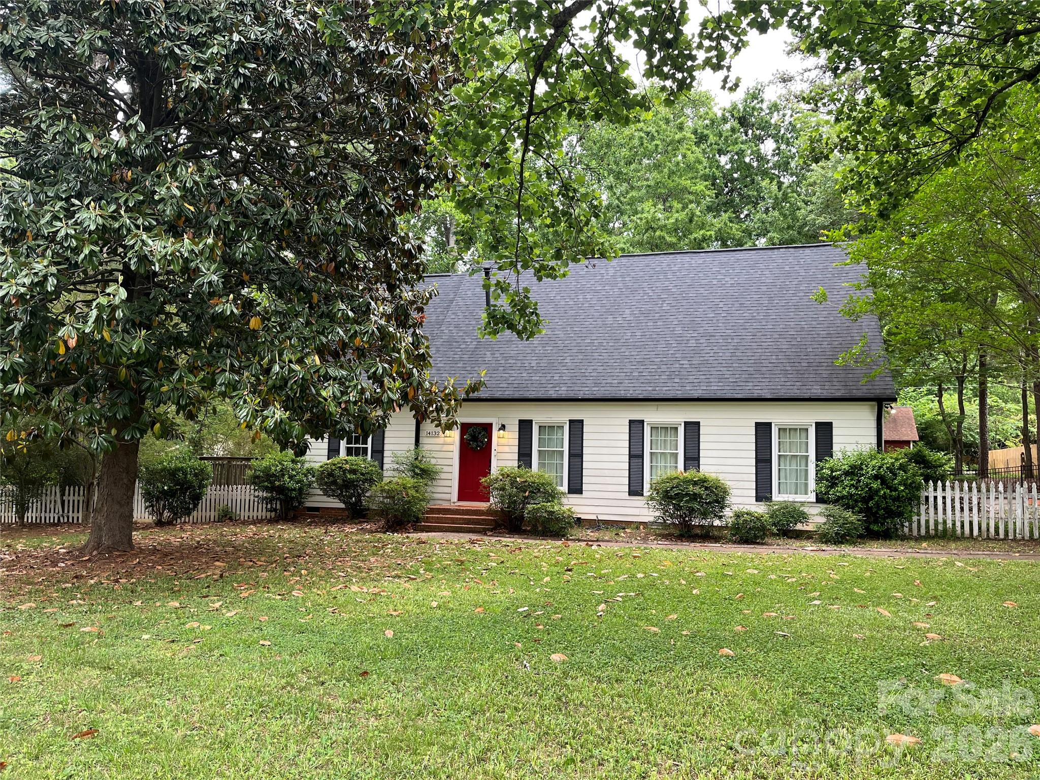 14132 Honeysuckle Ridge Drive, Matthews, NC