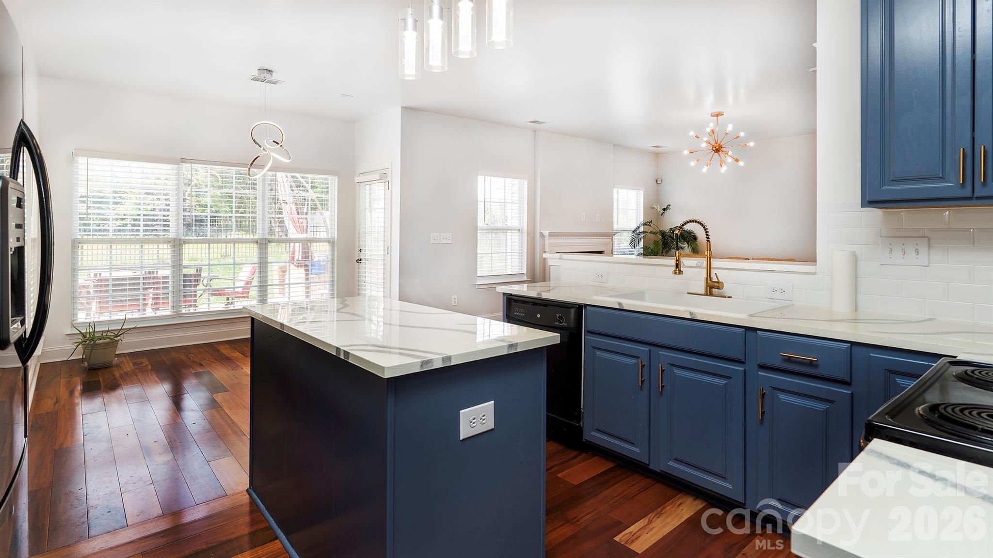 Photo 9 of 16731 Macanthra Drive, Charlotte, NC
