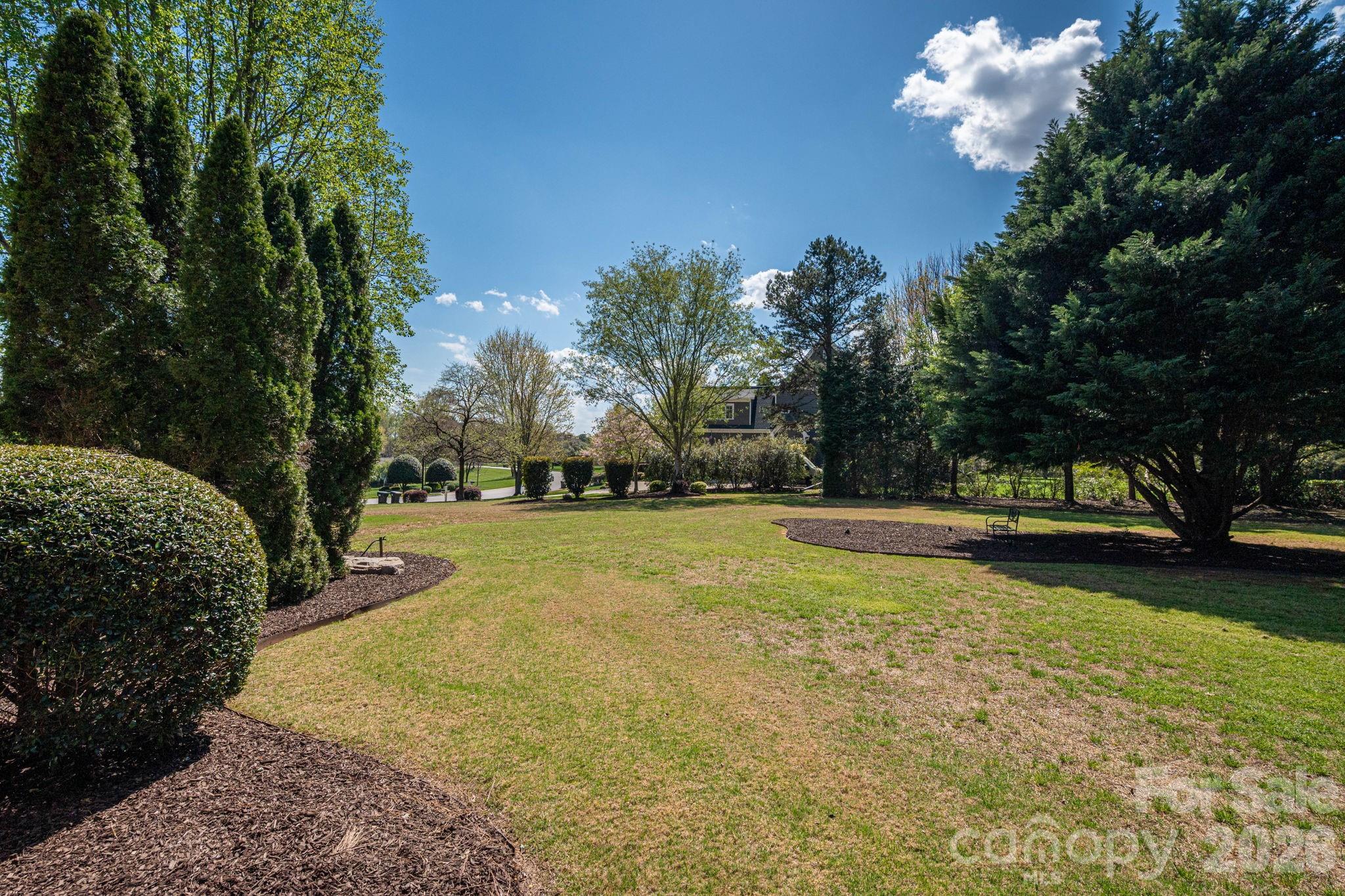 Photo 3 of 169 Cape Cod Way, Mooresville, NC