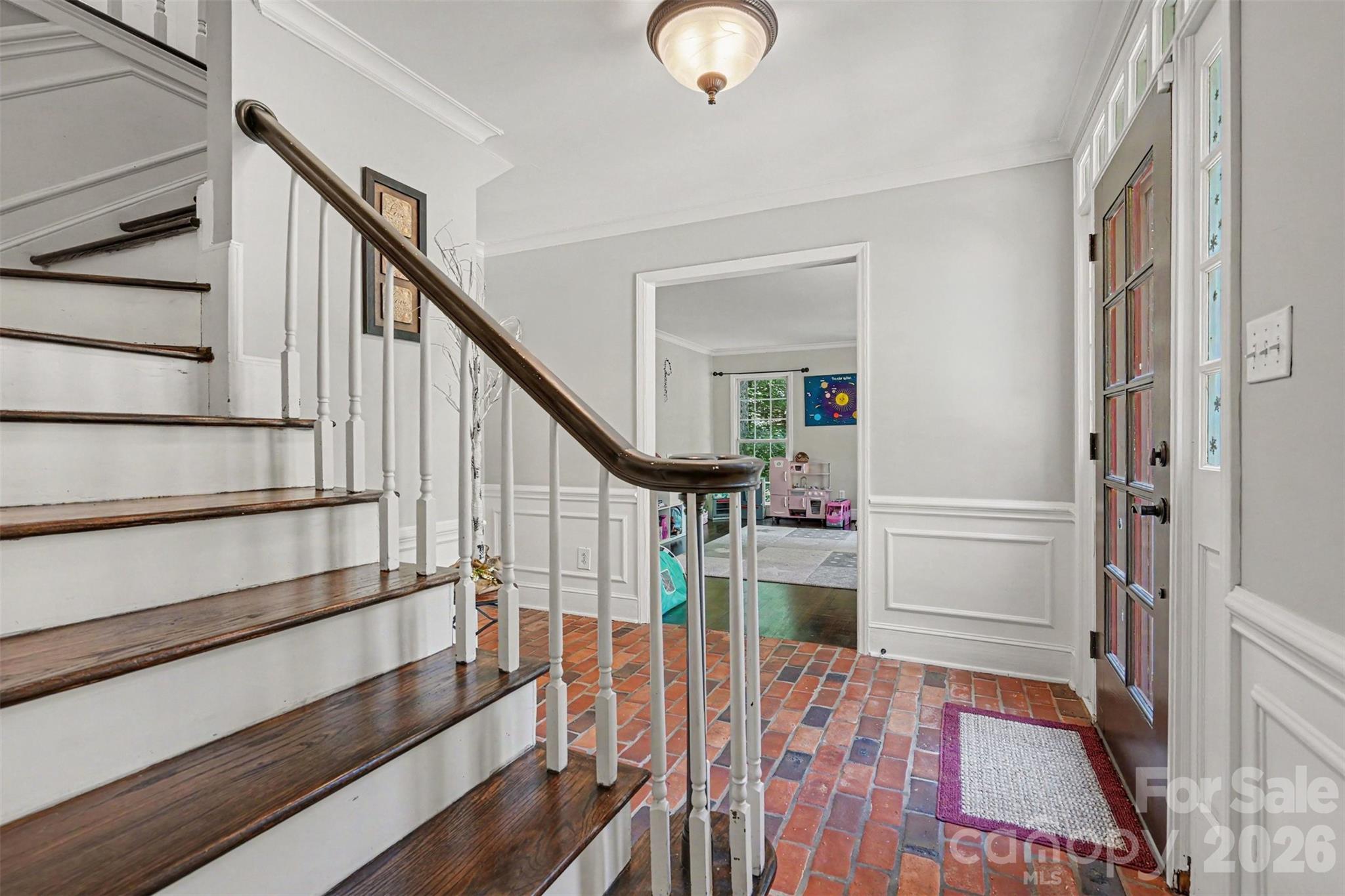5812 Camelot Drive, Charlotte, NC - photo 6 of 32