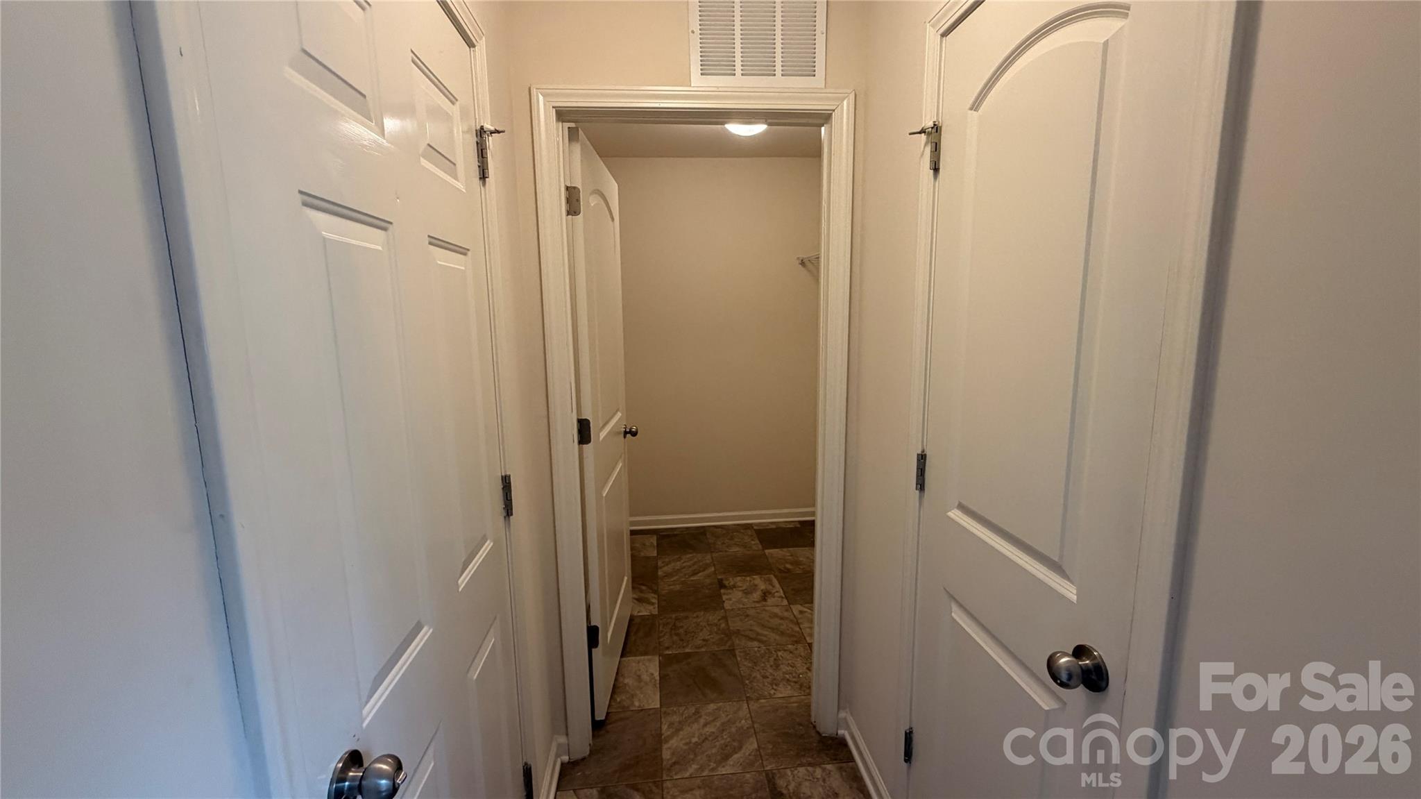Photo 17 of 2602 Meadow Knoll Drive, Charlotte, NC