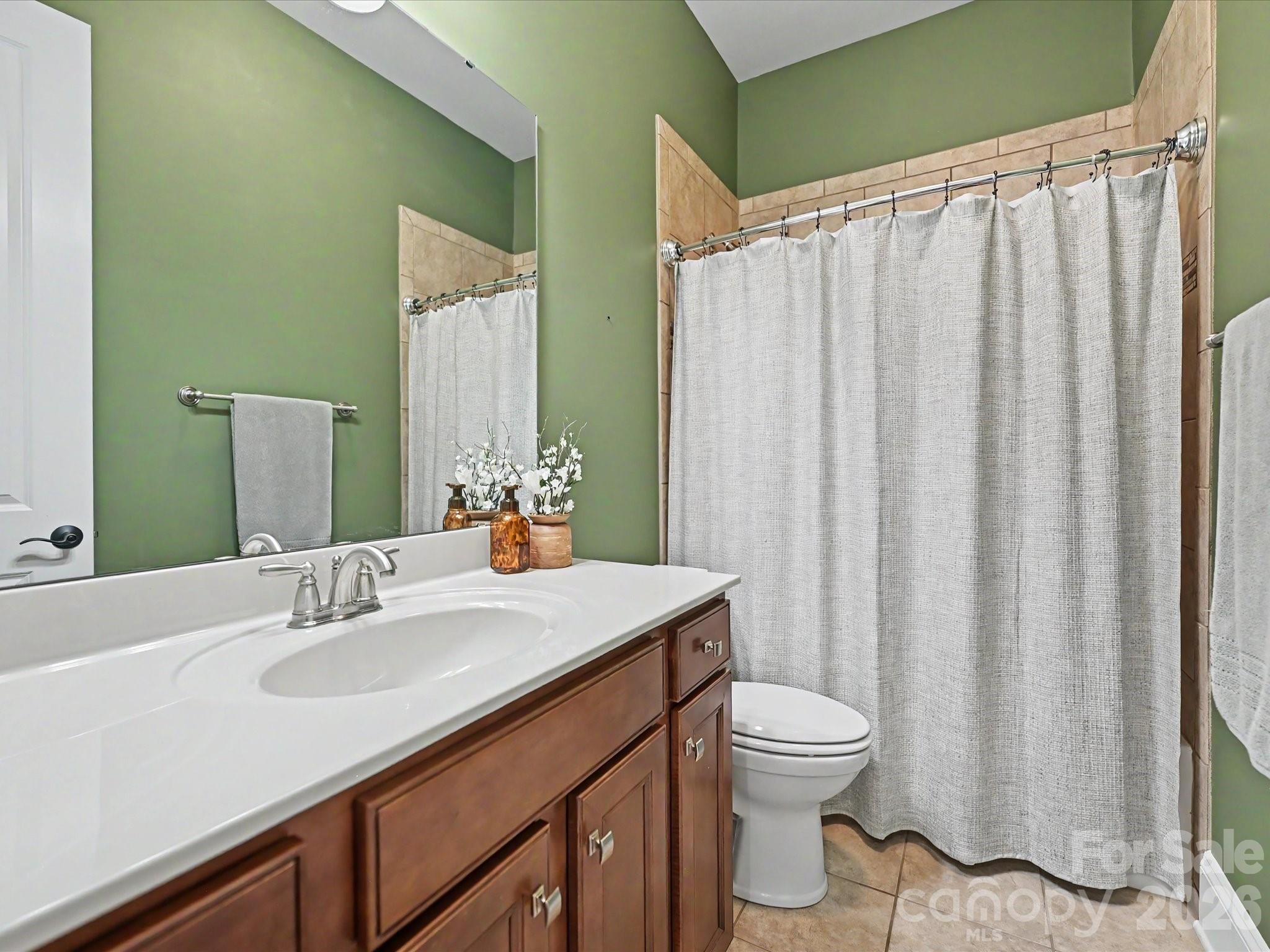 1044 Wessington Manor Lane, Fort Mill, SC - photo 19 of 46
