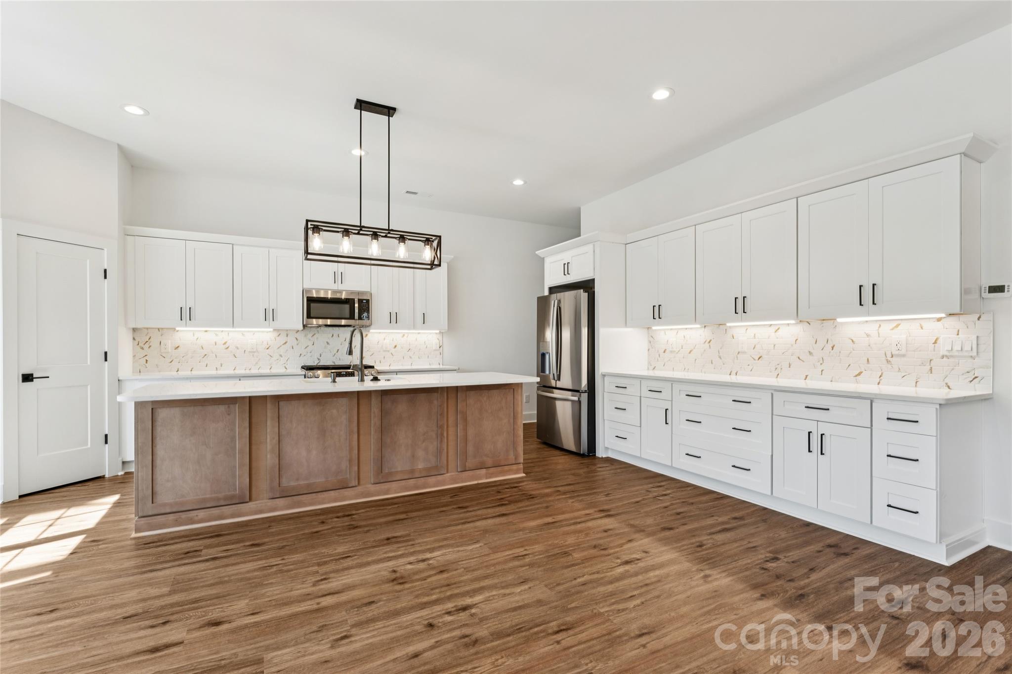 1515 N Caldwell Street, Charlotte, NC - photo 7 of 33