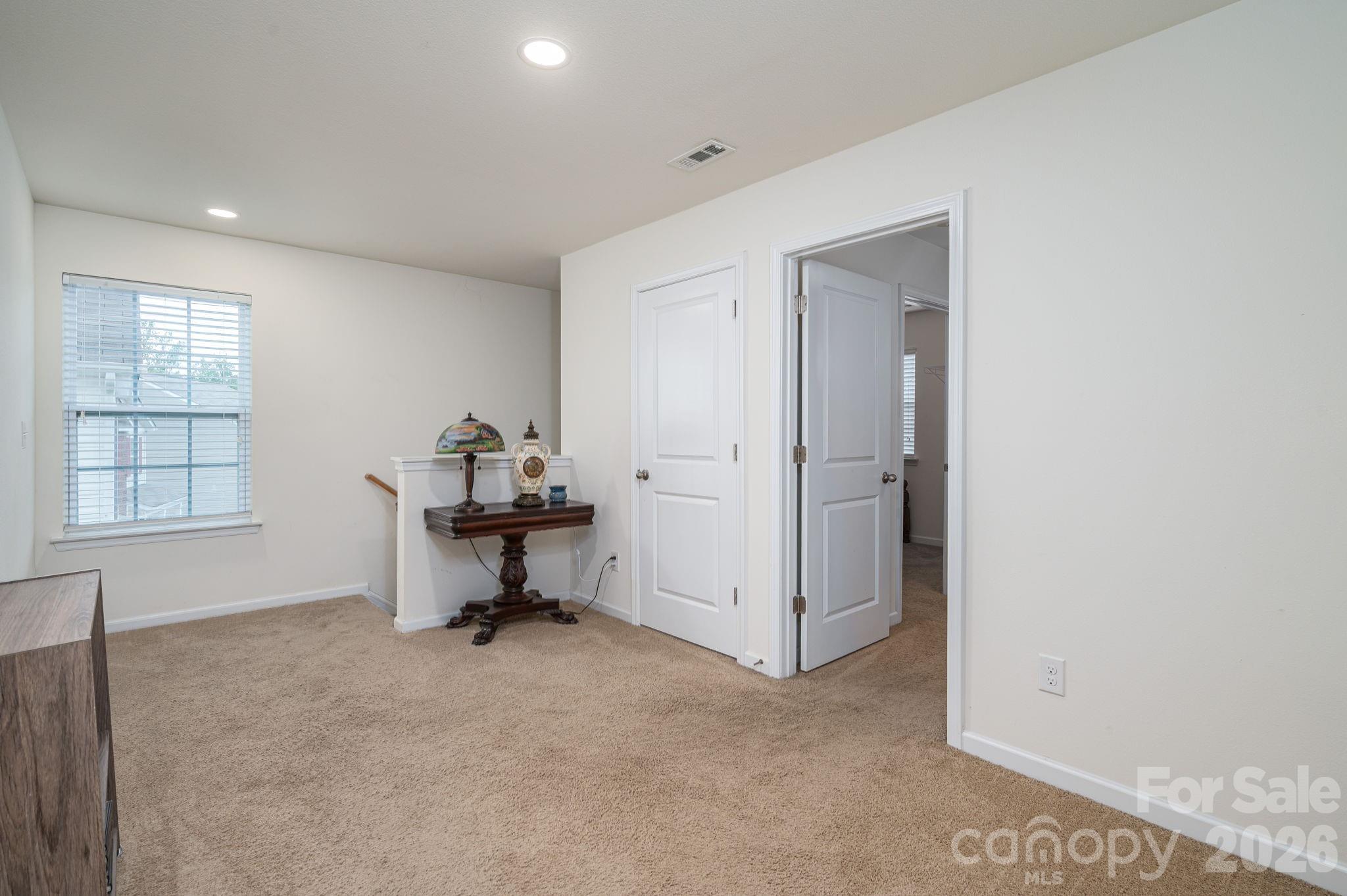 2818 Easton Knoll Drive, Dallas, NC - photo 30 of 48