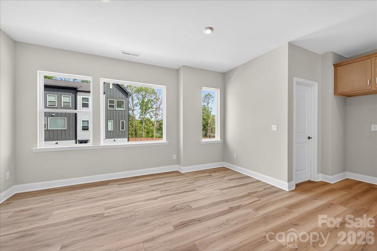 Photo 13 of 7925 Cedarsmith Court, Charlotte, NC
