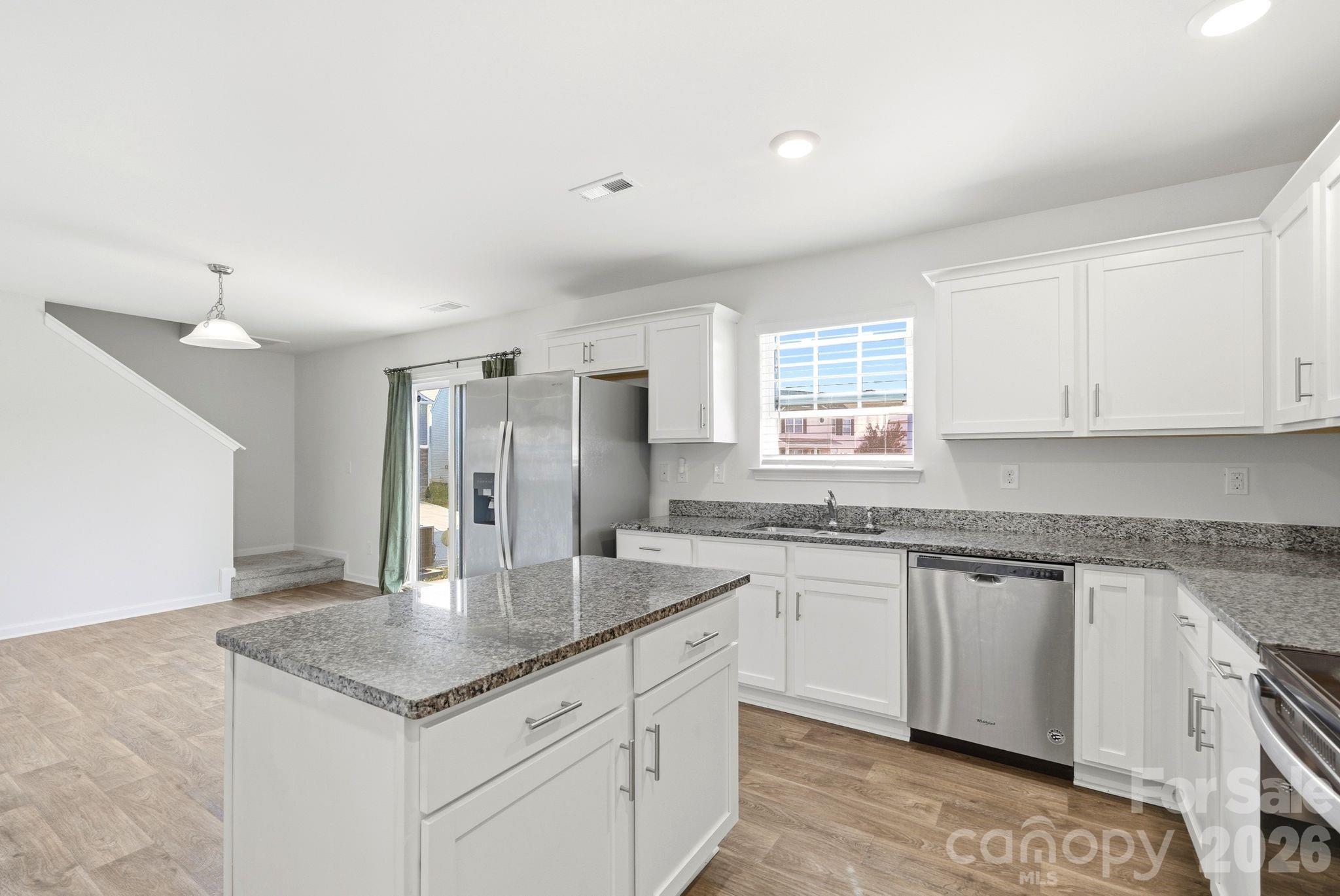 3157 Green Apple Drive, Dallas, NC - photo 11 of 34