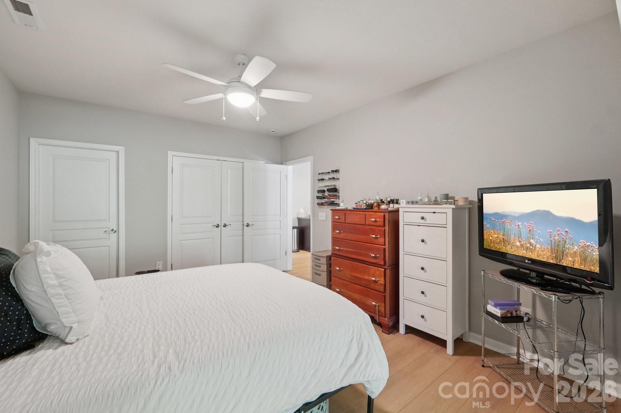 Photo 37 of 4818 Fonthill Lane, Charlotte, NC