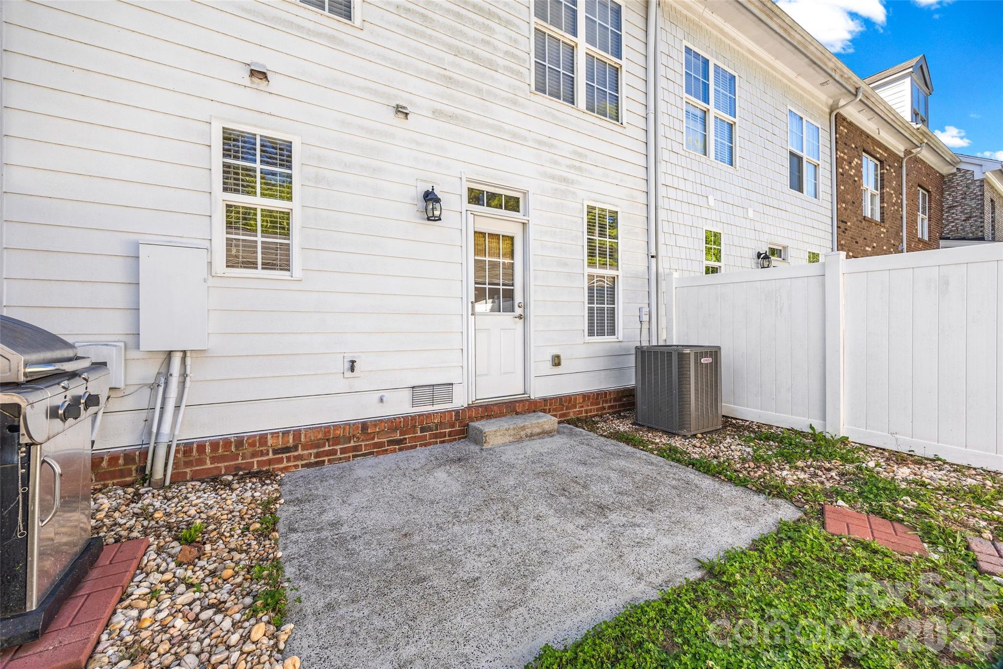 9821 Longstone Lane, Charlotte, NC - photo 29 of 34