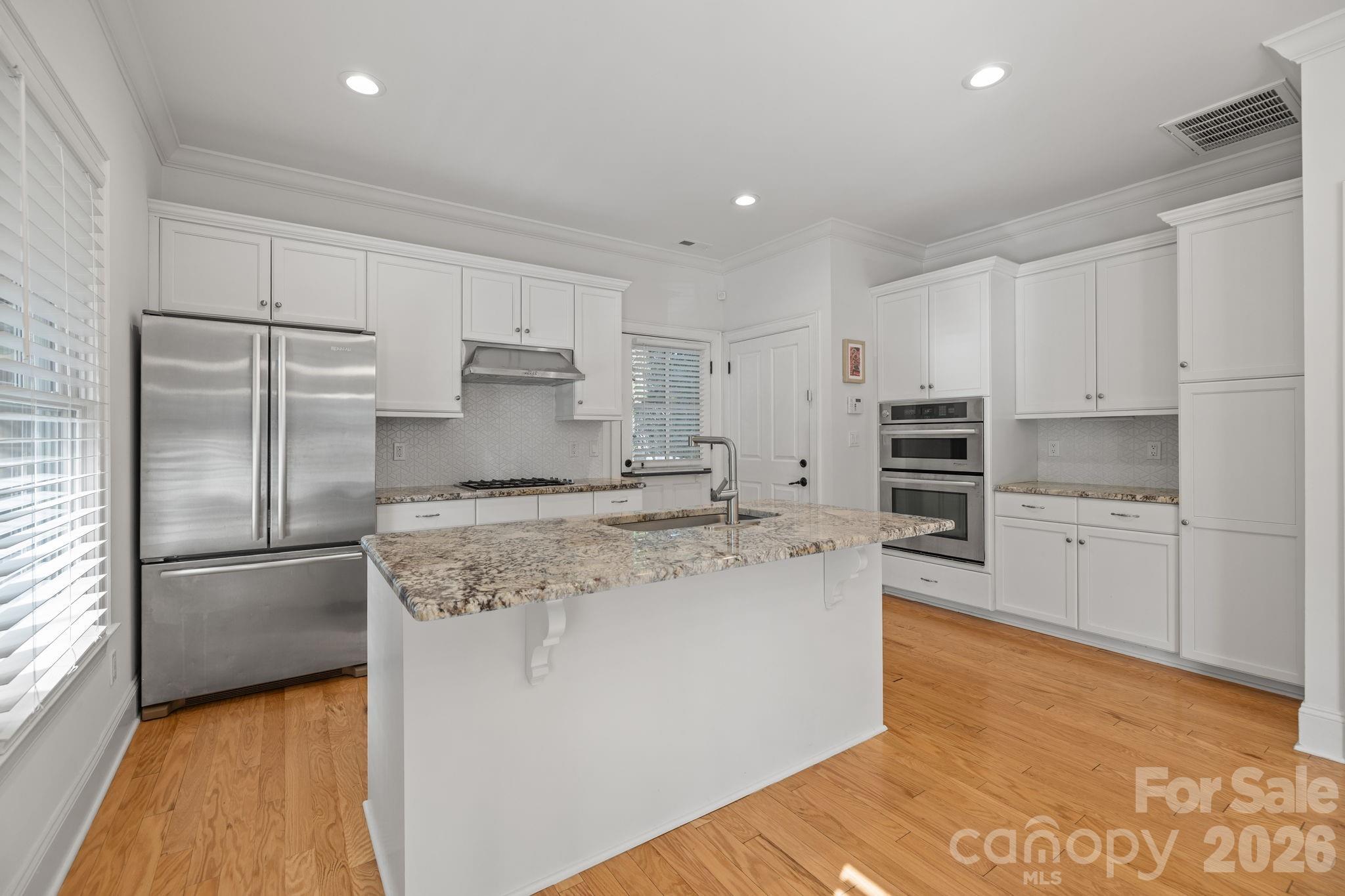 2060 Euclid Avenue, Charlotte, NC - photo 4 of 30