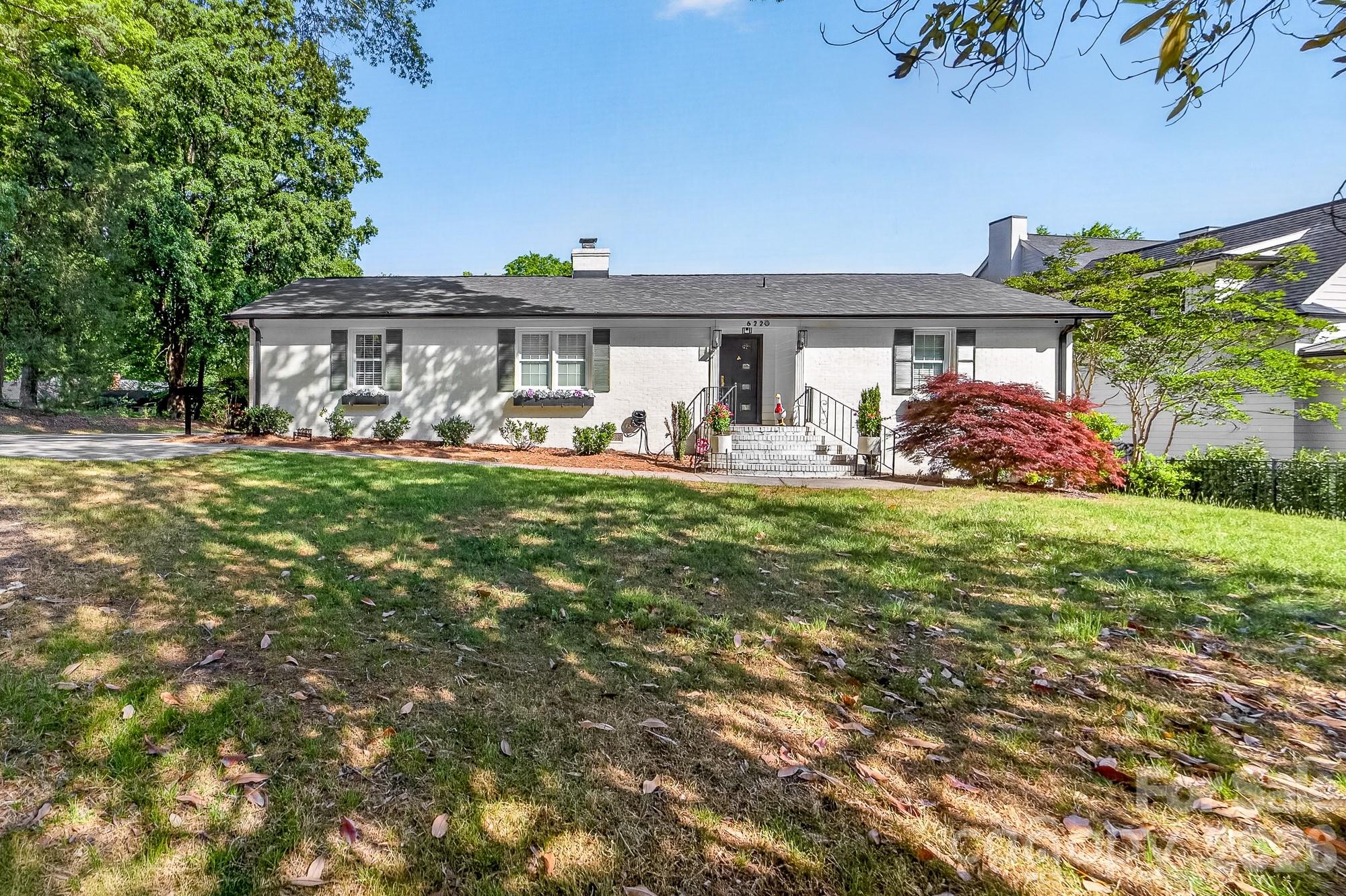 Photo 6 of 6220 Sharon Road, Charlotte, NC