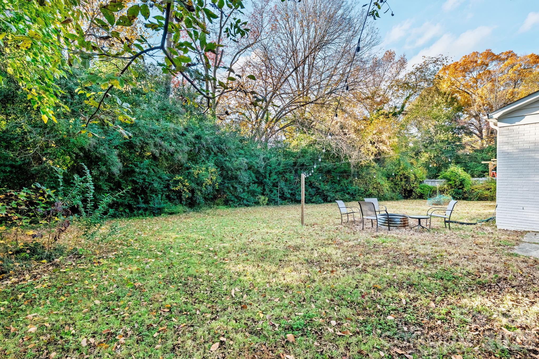 Photo 22 of 2333 Birchcrest Drive, Charlotte, NC