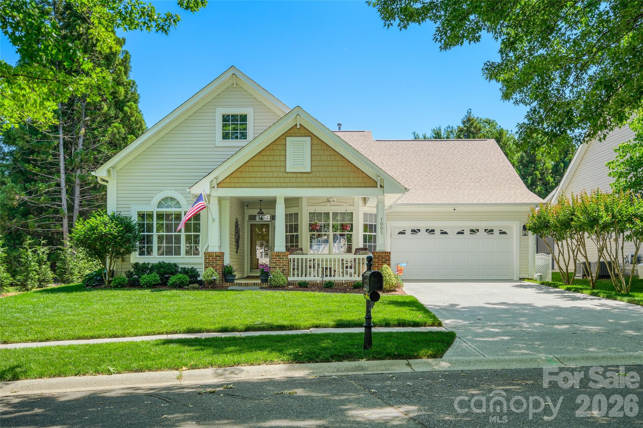 1005 Feather Oak Lane, Matthews, NC - photo 1 of 47