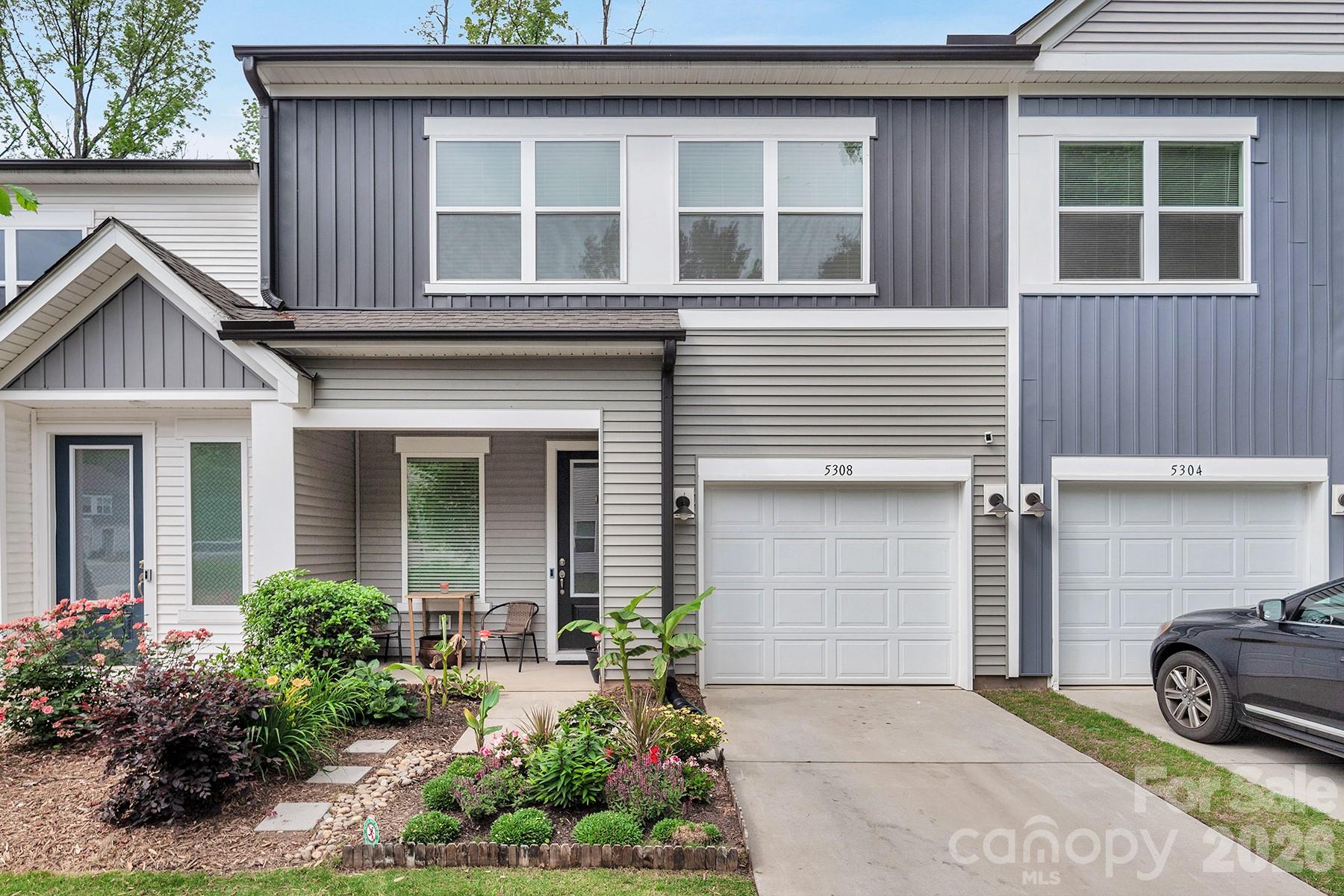 Home for sale at 5308 Somerset Hill Lane, Charlotte, NC — photo 1 of 28