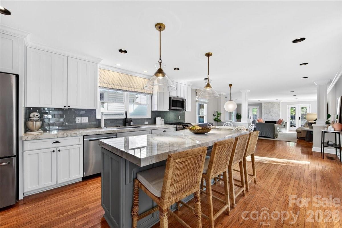 Photo 5 of 1529 E Worthington Avenue, Charlotte, NC