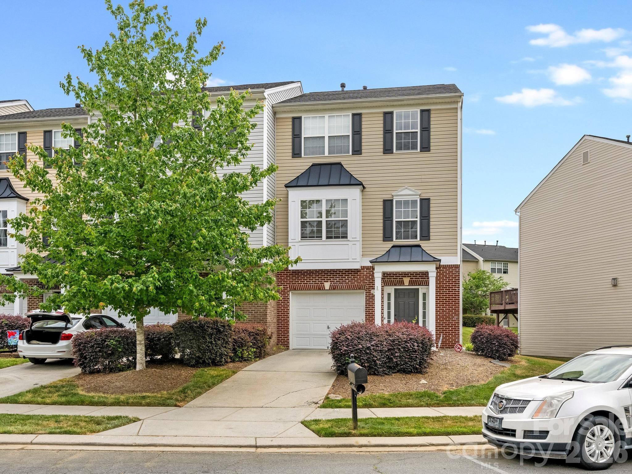 9785 Walkers Glen Drive NW, Concord, NC