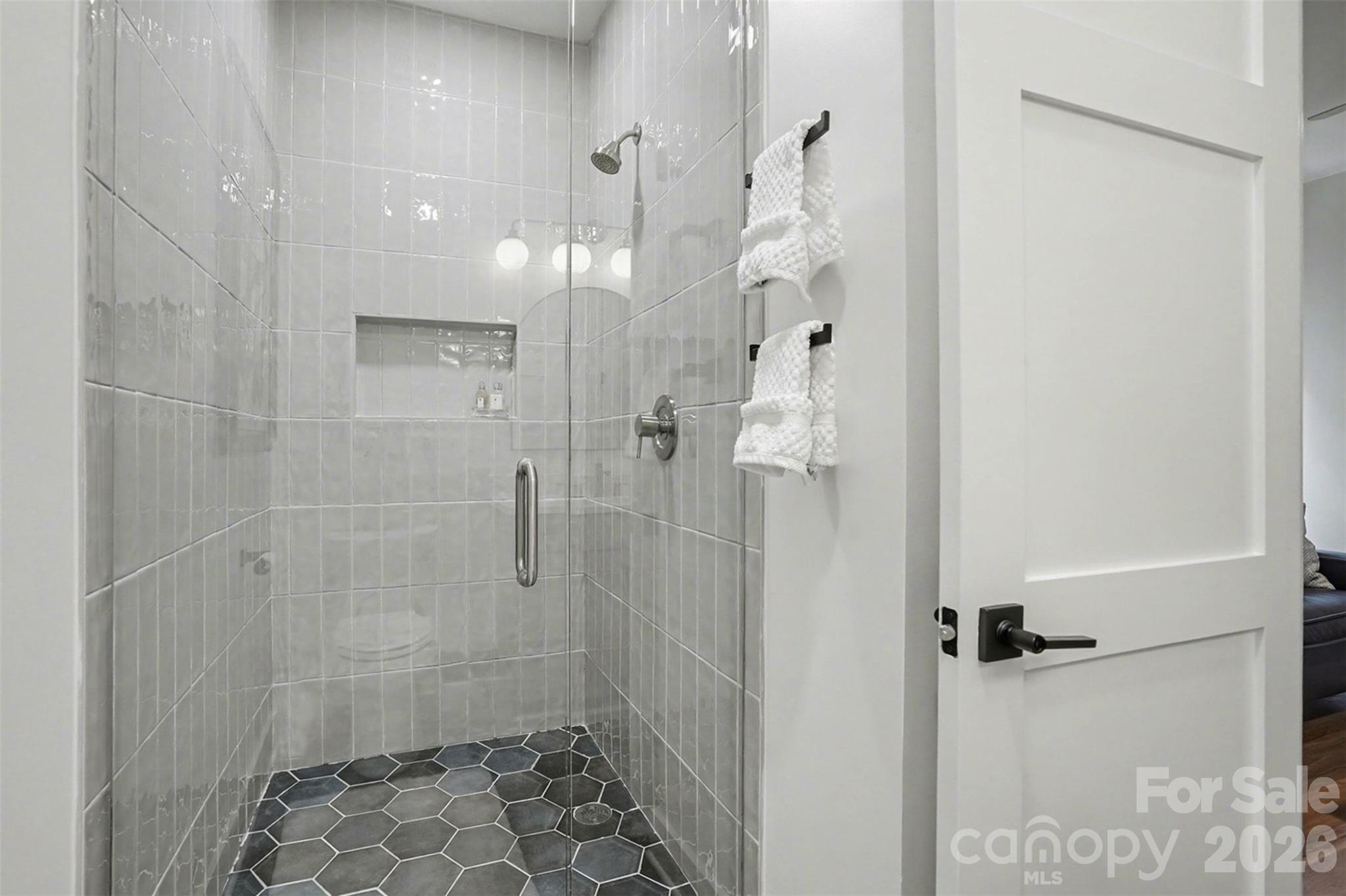 Photo 35 of 915 Laurel Creek Lane, Charlotte, NC