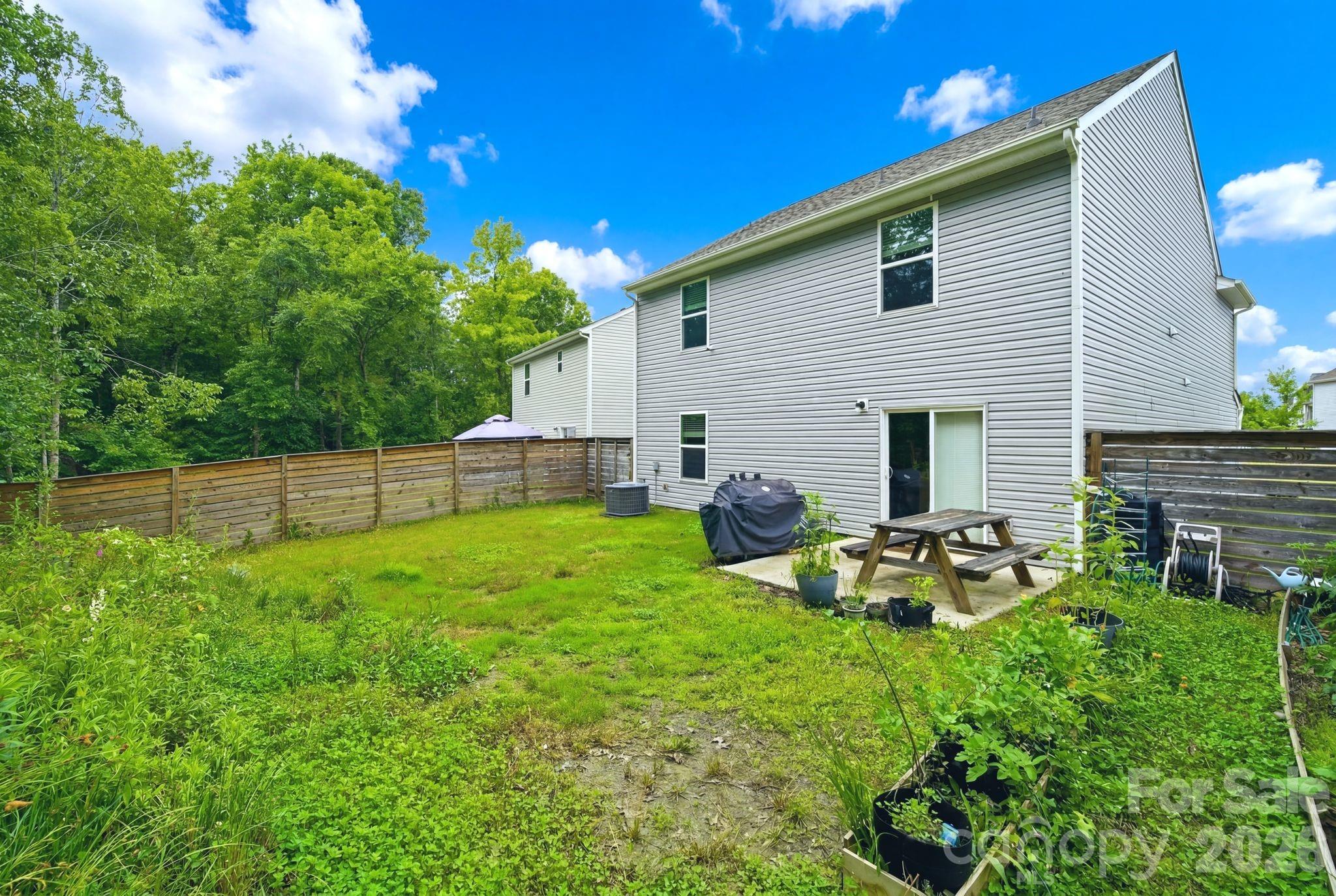 Photo 33 of 565 Hawley Street, Charlotte, NC