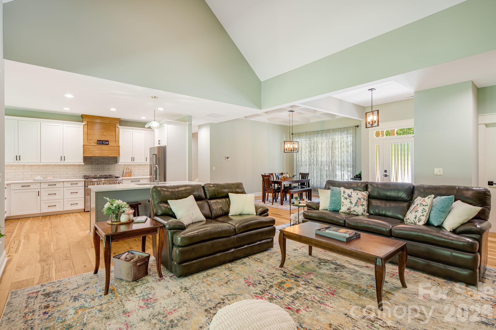 30 Shipman Parkway, Flat Rock, NC - photo 7 of 41