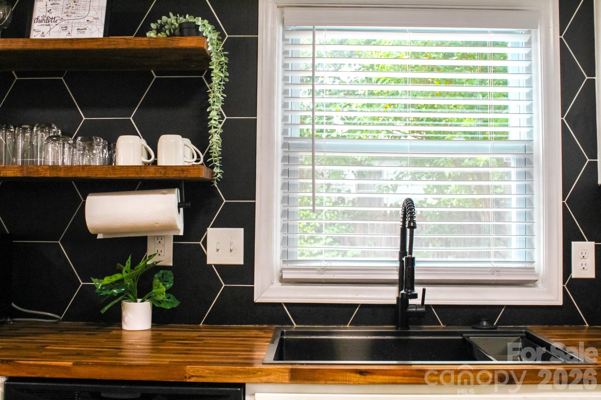 Photo 6 of 2601 Ashley Road, Charlotte, NC
