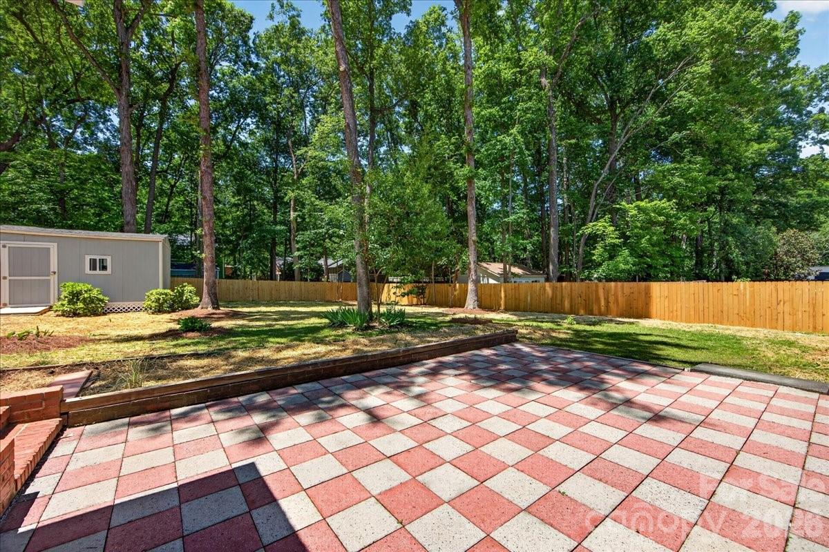 6018 Donegal Drive, Charlotte, NC - photo 42 of 49