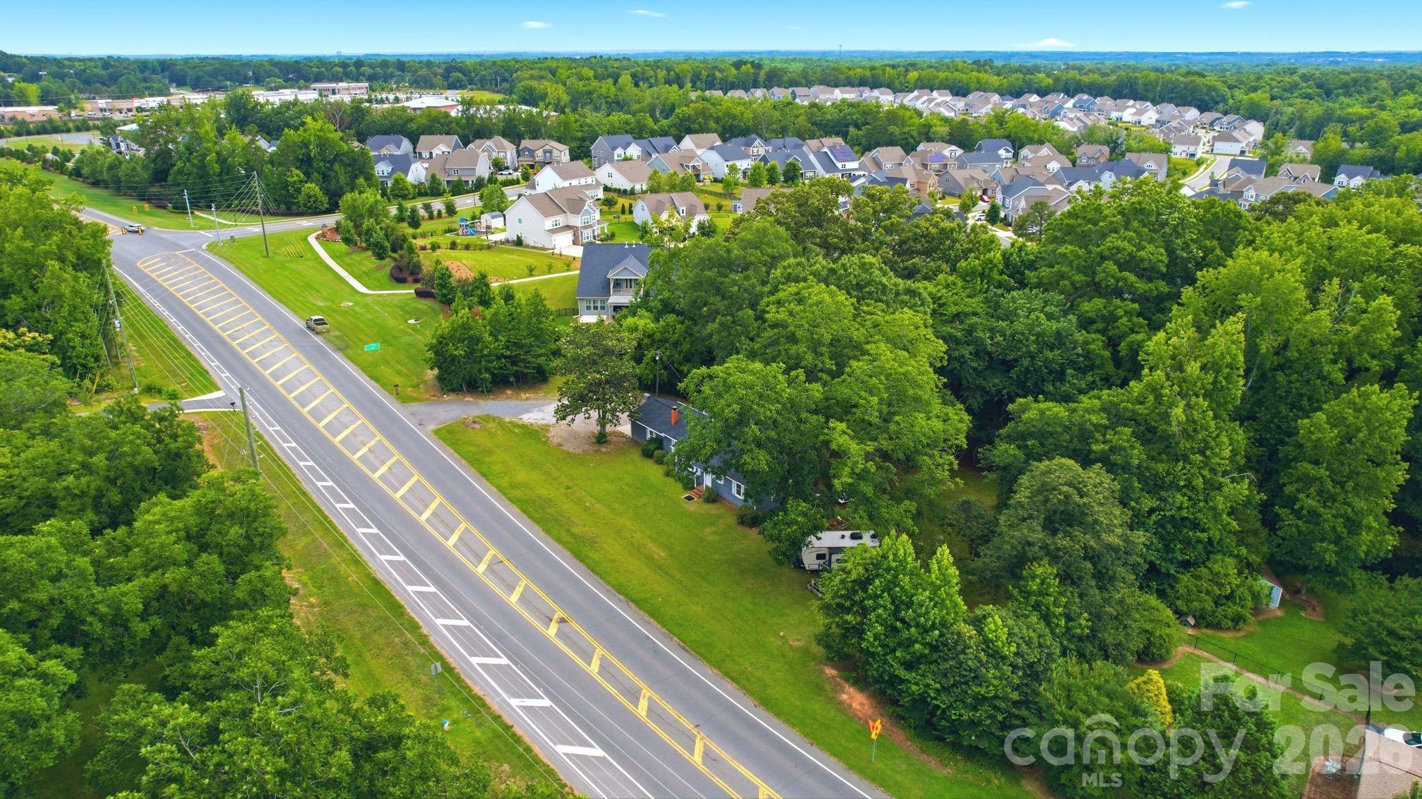 Photo 34 of 2190 Dobys Bridge Road, Fort Mill, SC