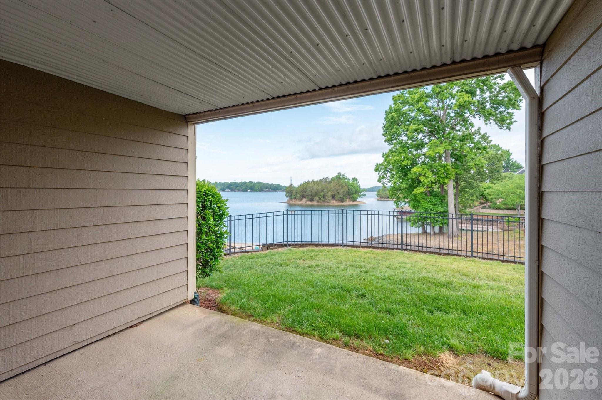 Photo 24 of 14527 Waterside Drive, Charlotte, NC