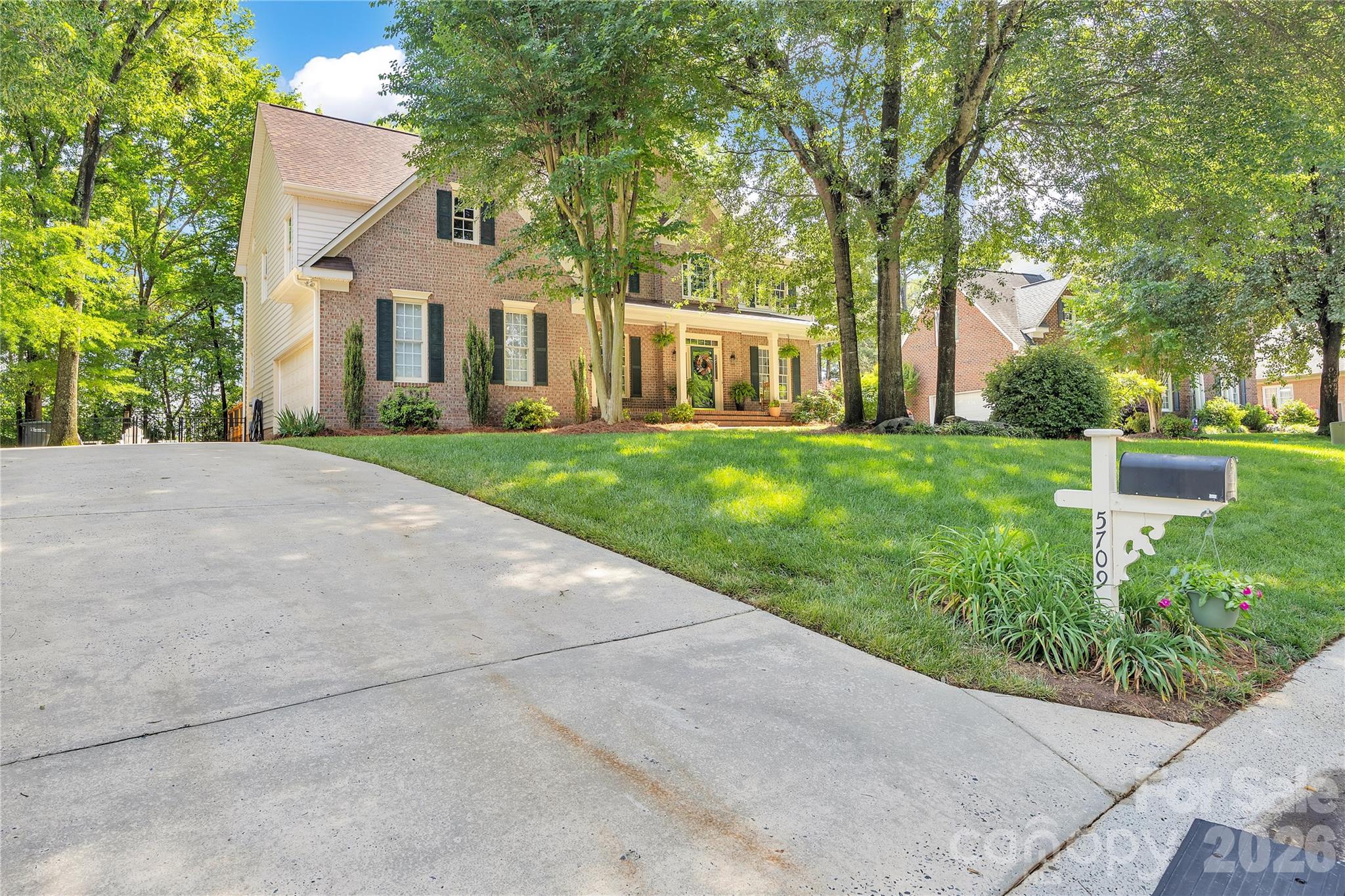 Photo 2 of 5709 Woodridge Court NW, Concord, NC