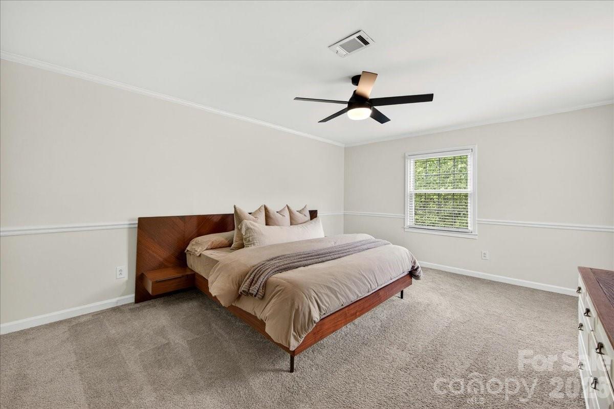 Photo 12 of 6724 Constitution Lane, Charlotte, NC