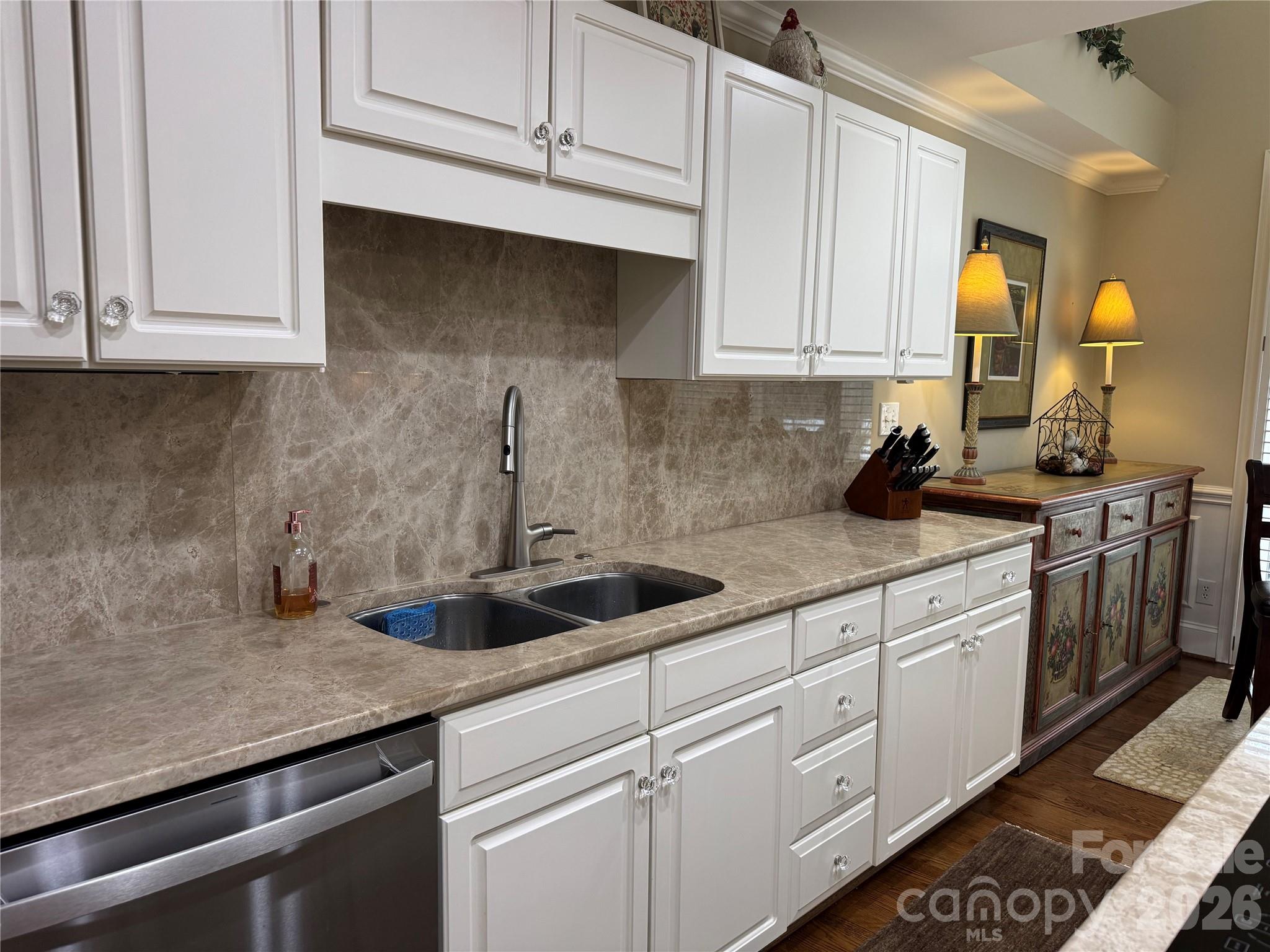 Photo 7 of 6507 Gaywind Drive, Charlotte, NC