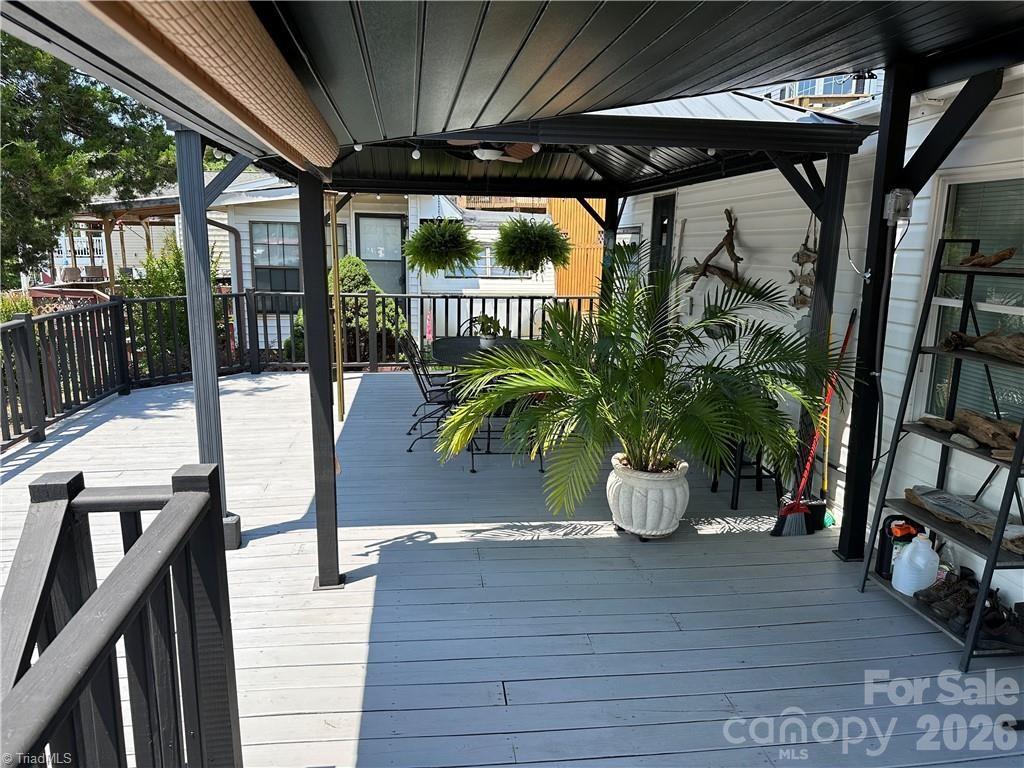 120 Elm Street, New London, NC - photo 25 of 49