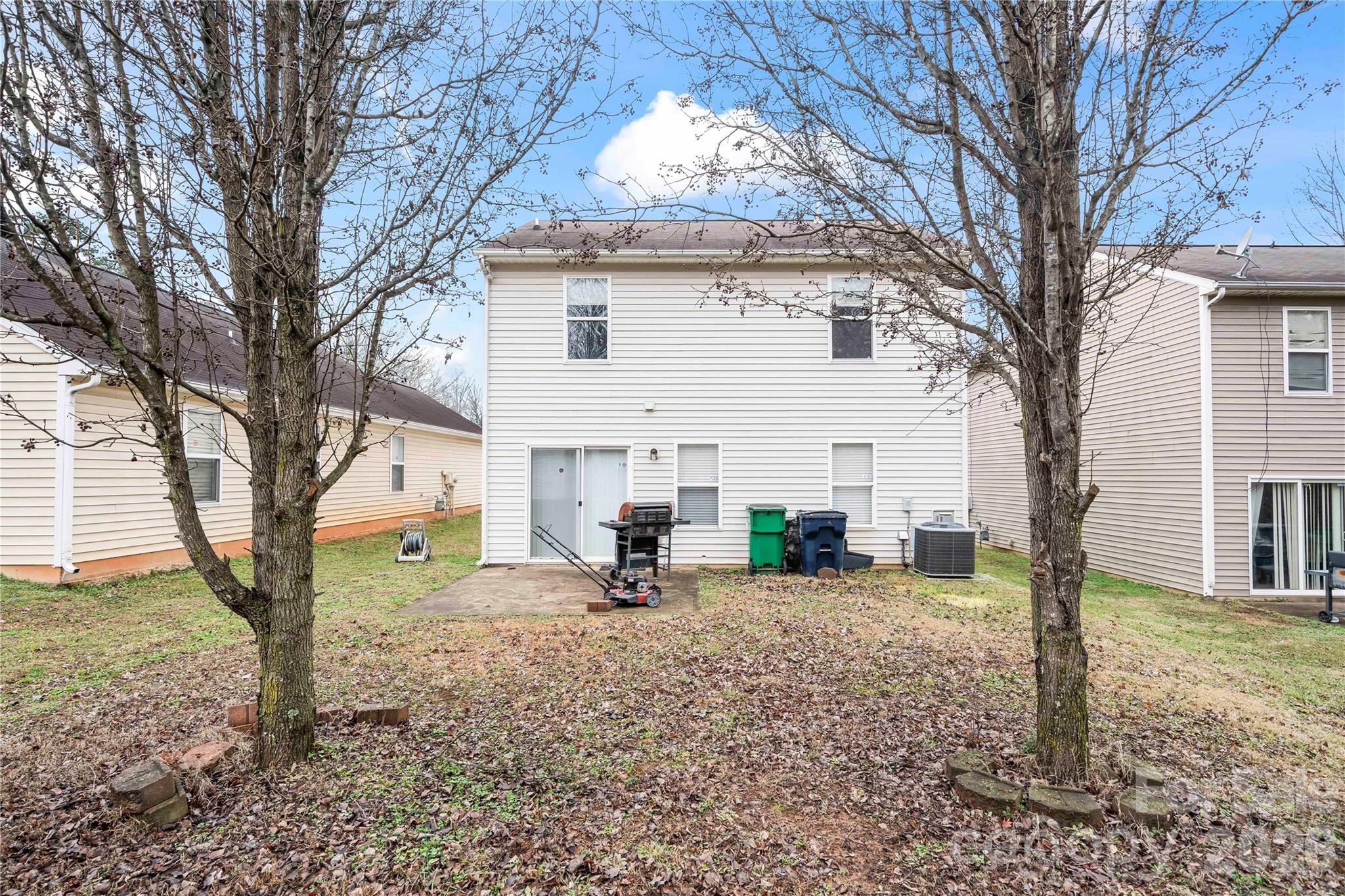 Photo 2 of 5041 Wallace Creek Lane, Charlotte, NC