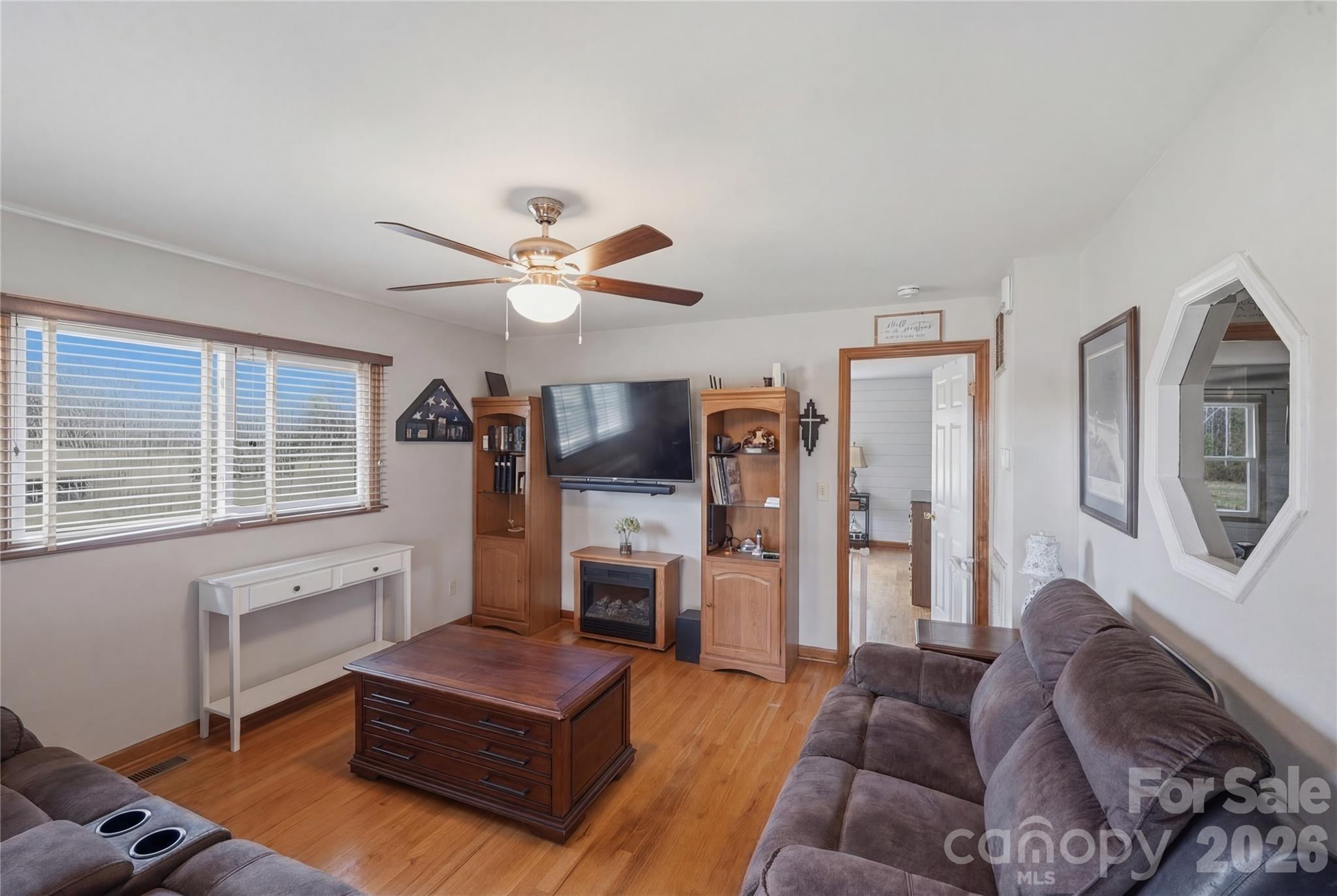 Photo 4 of 1372 Lucy Drive, Lincolnton, NC