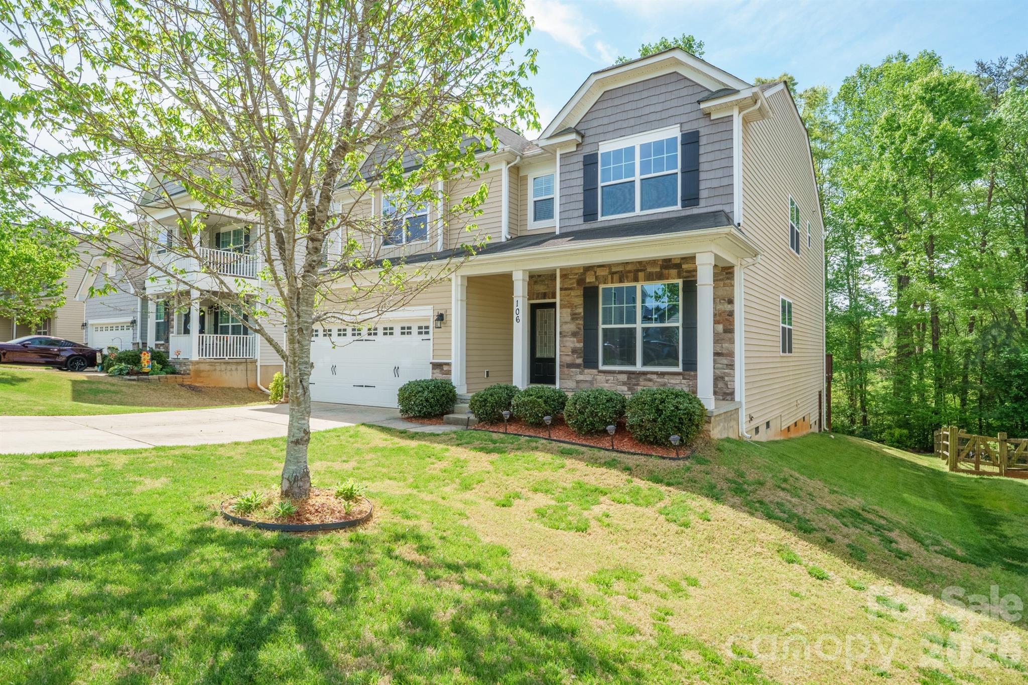 Photo 3 of 106 E Heart Pine Lane, Statesville, NC