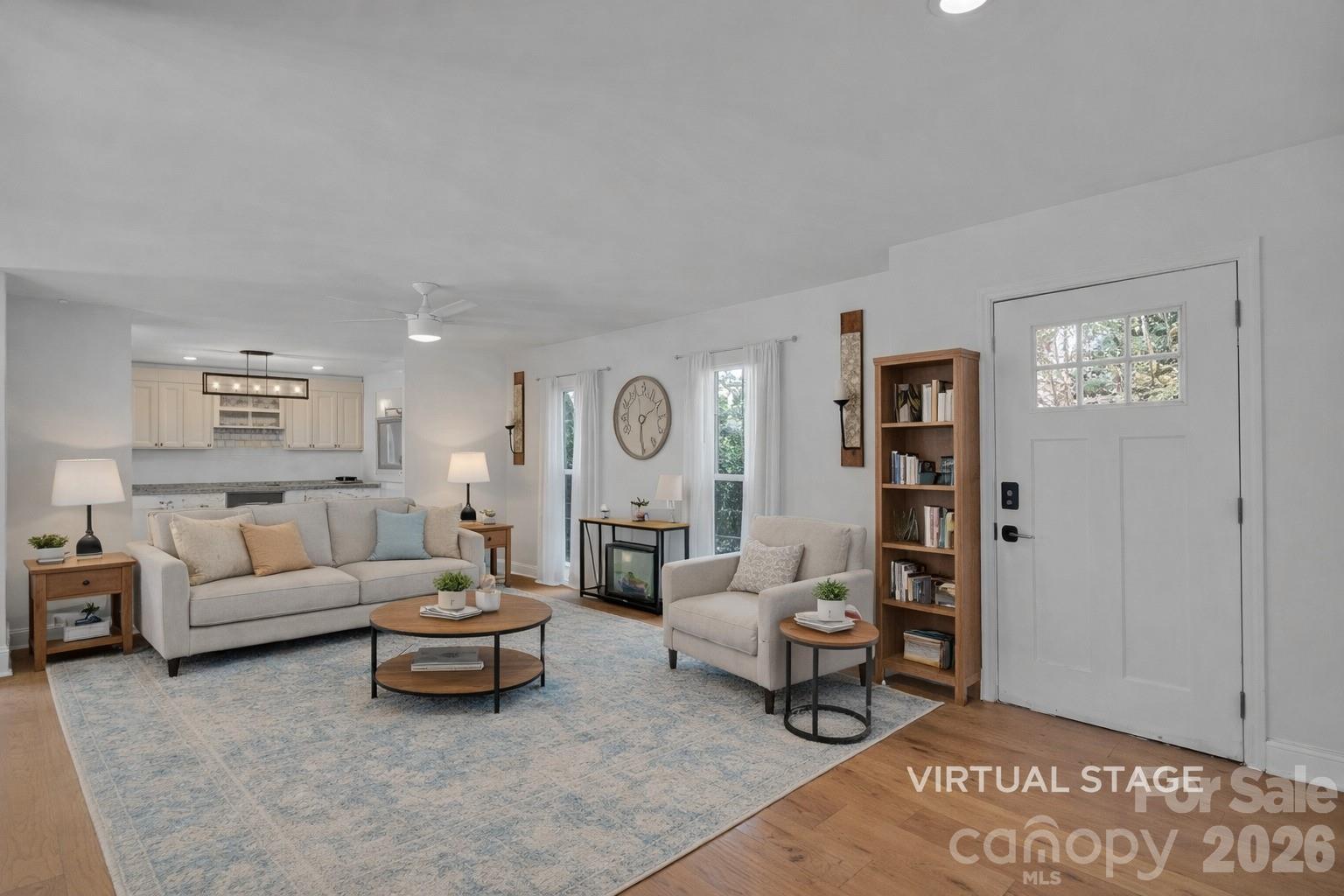 Photo 4 of 301 Hillandale Drive, Charlotte, NC