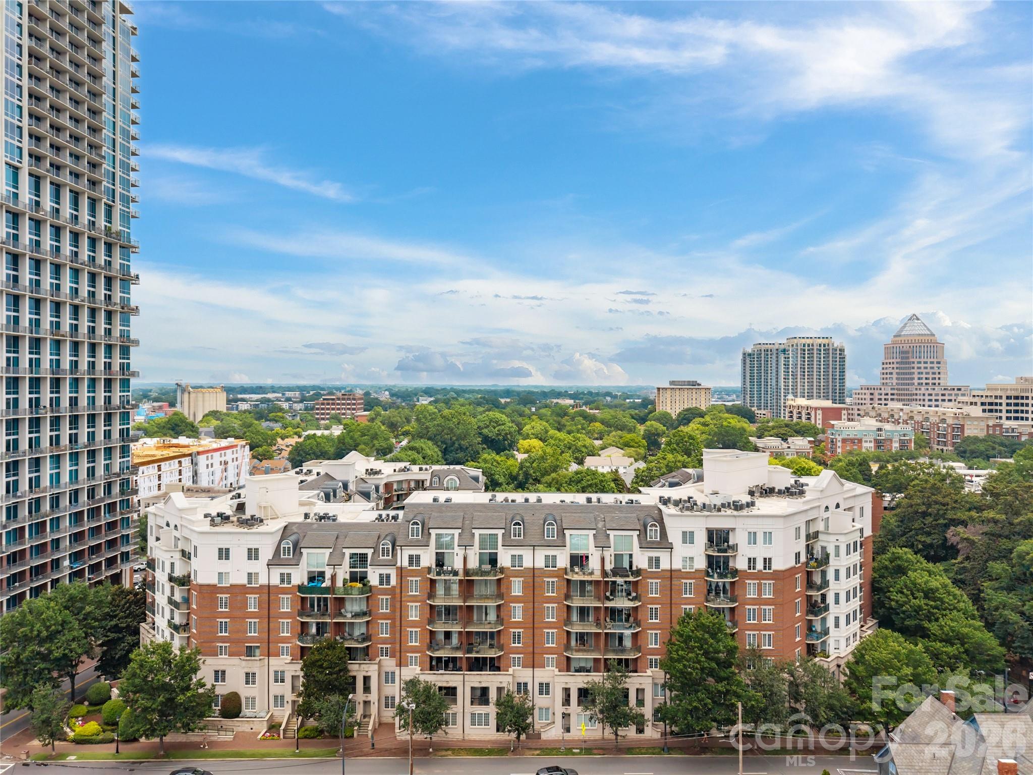 Photo 13 of 300 W 5th Street343, Charlotte, NC
