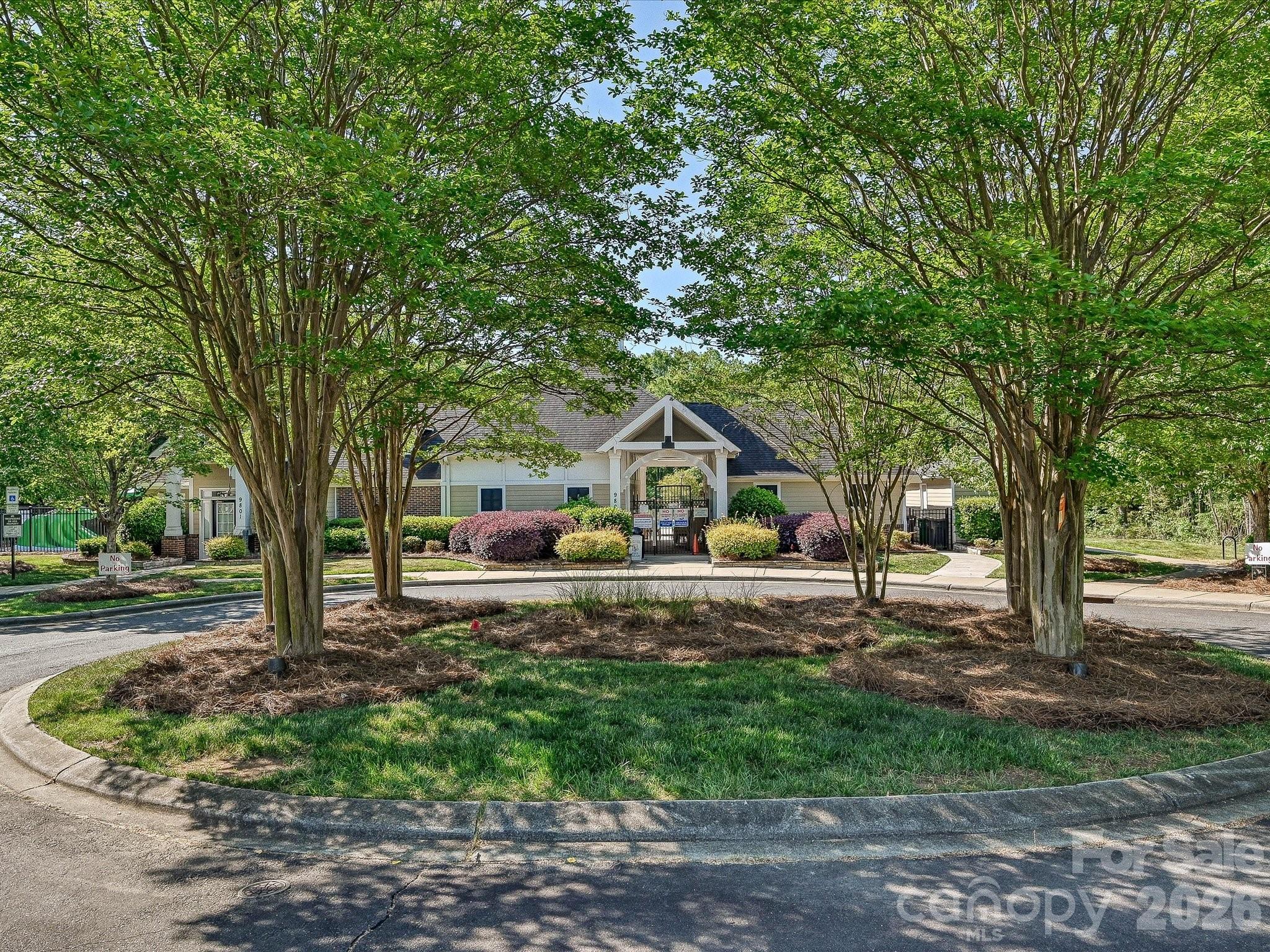 Photo 36 of 9132 Royal Highlands Court, Charlotte, NC