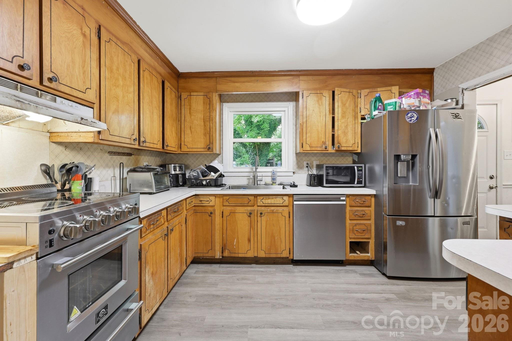 Photo 8 of 9201 Sandburg Avenue, Charlotte, NC