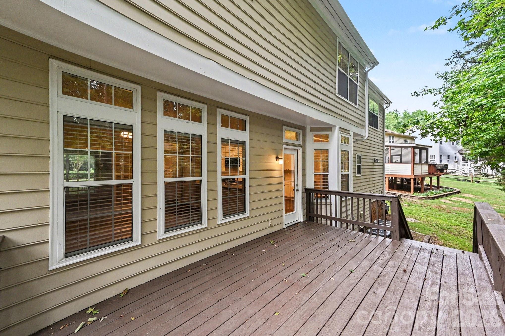 Home for sale at 4619 Kirkgard Trail, Charlotte, NC — photo 9 of 27
