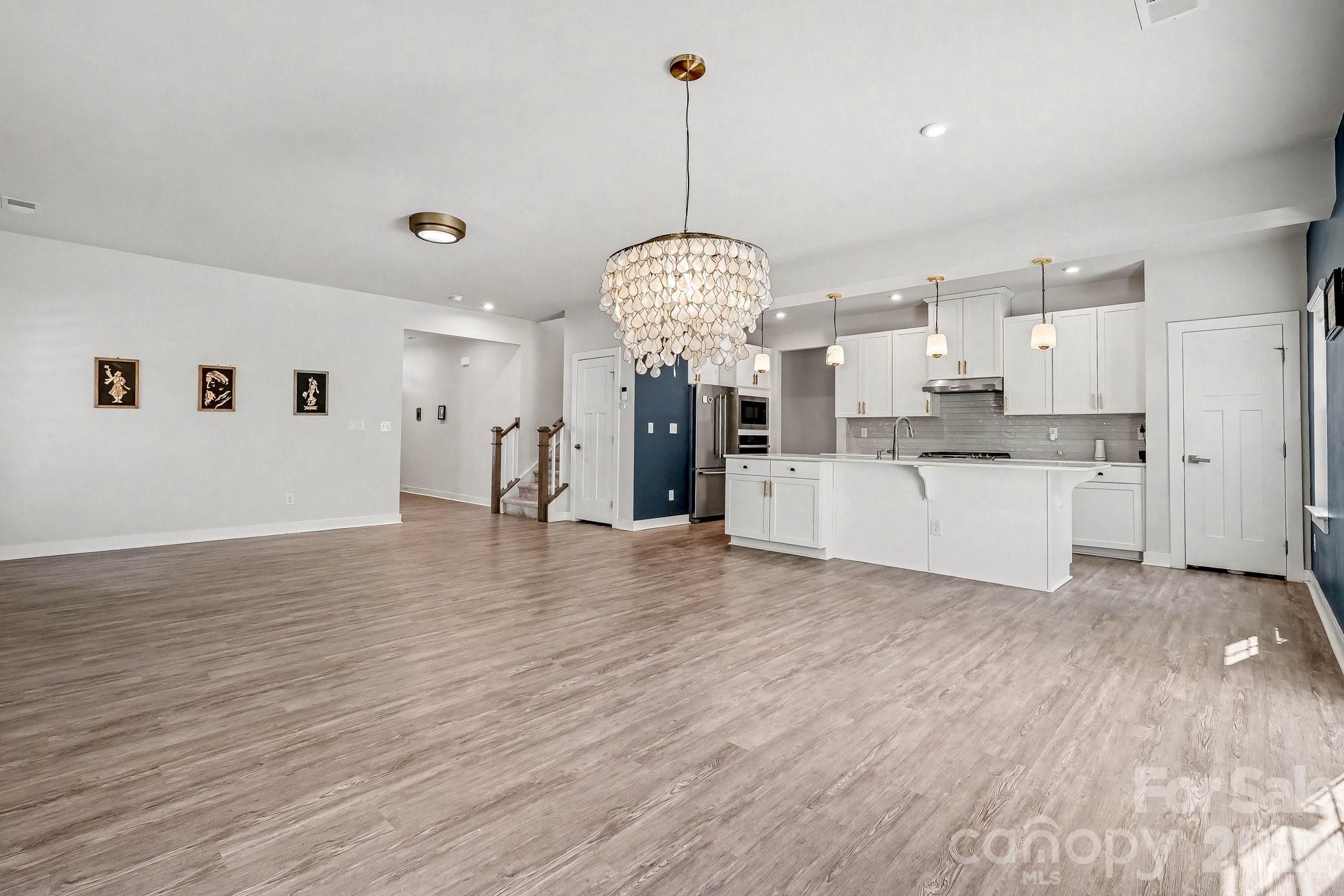 Photo 13 of 10344 Paper Birch Drive, Charlotte, NC