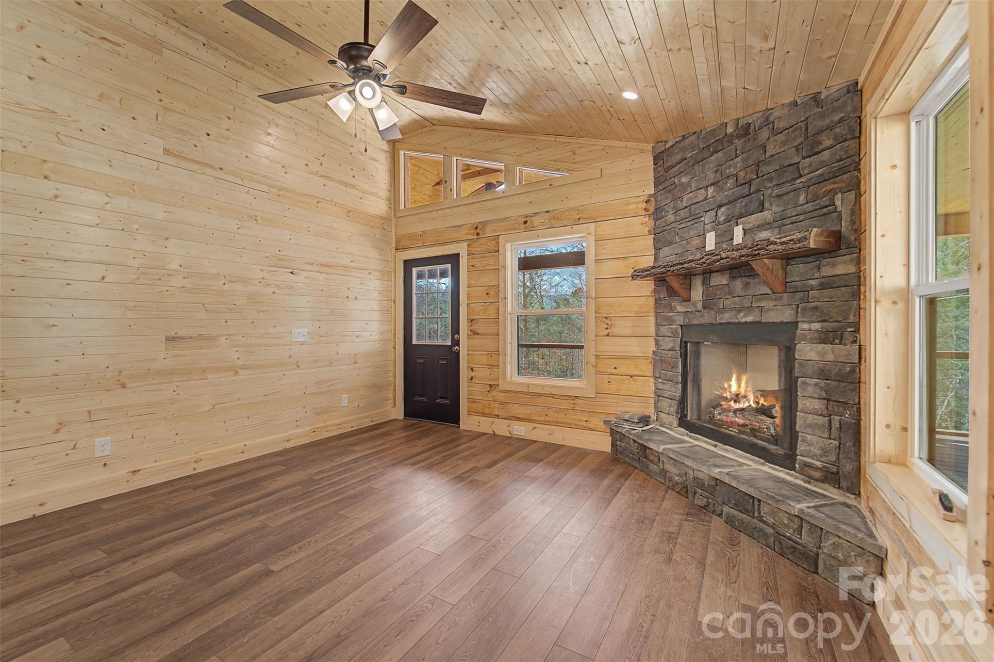 677 Ridgetop Circle, Whittier, NC - photo 19 of 49