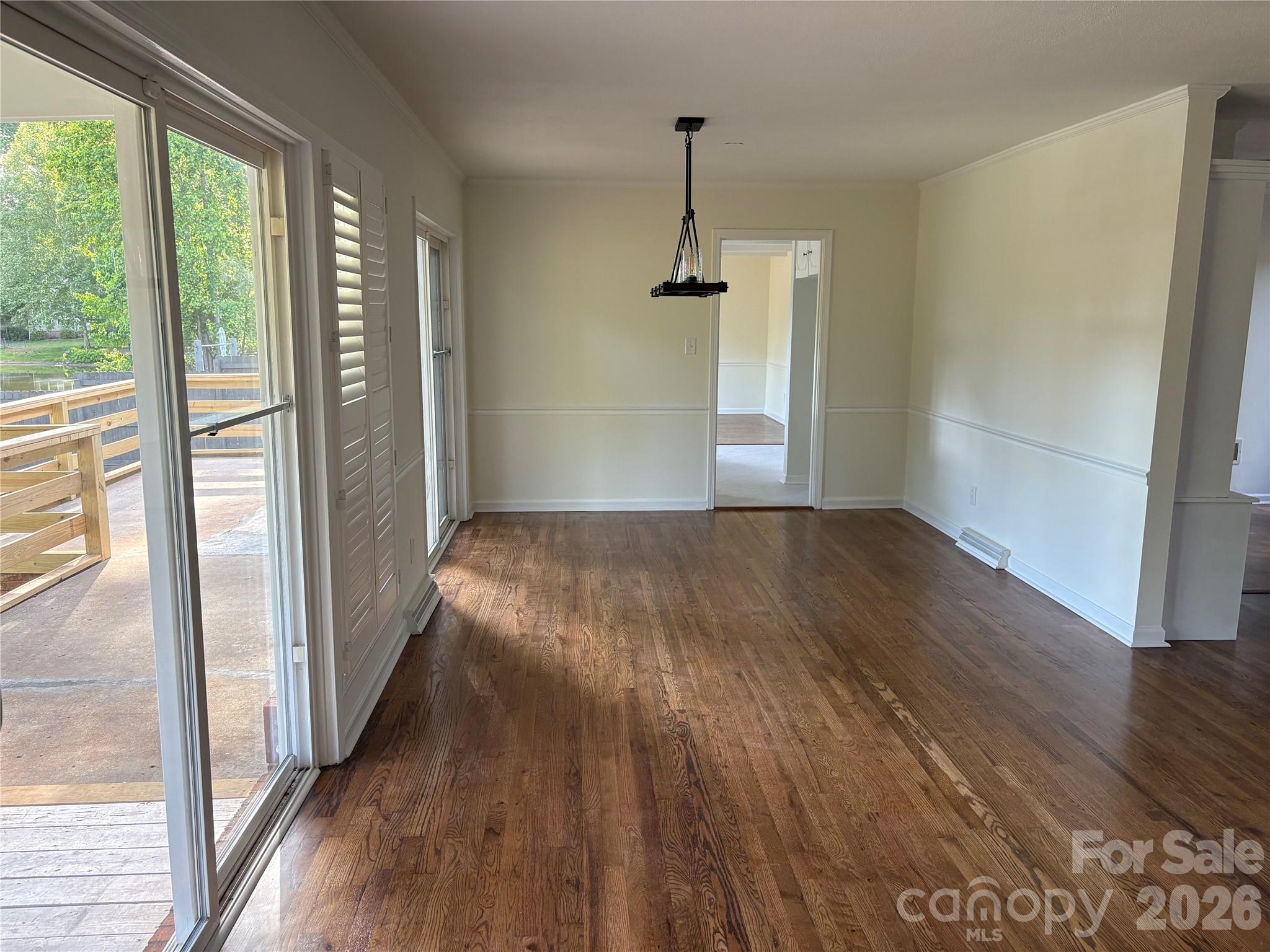 622 S Carolina Avenue, Statesville, NC - photo 5 of 19