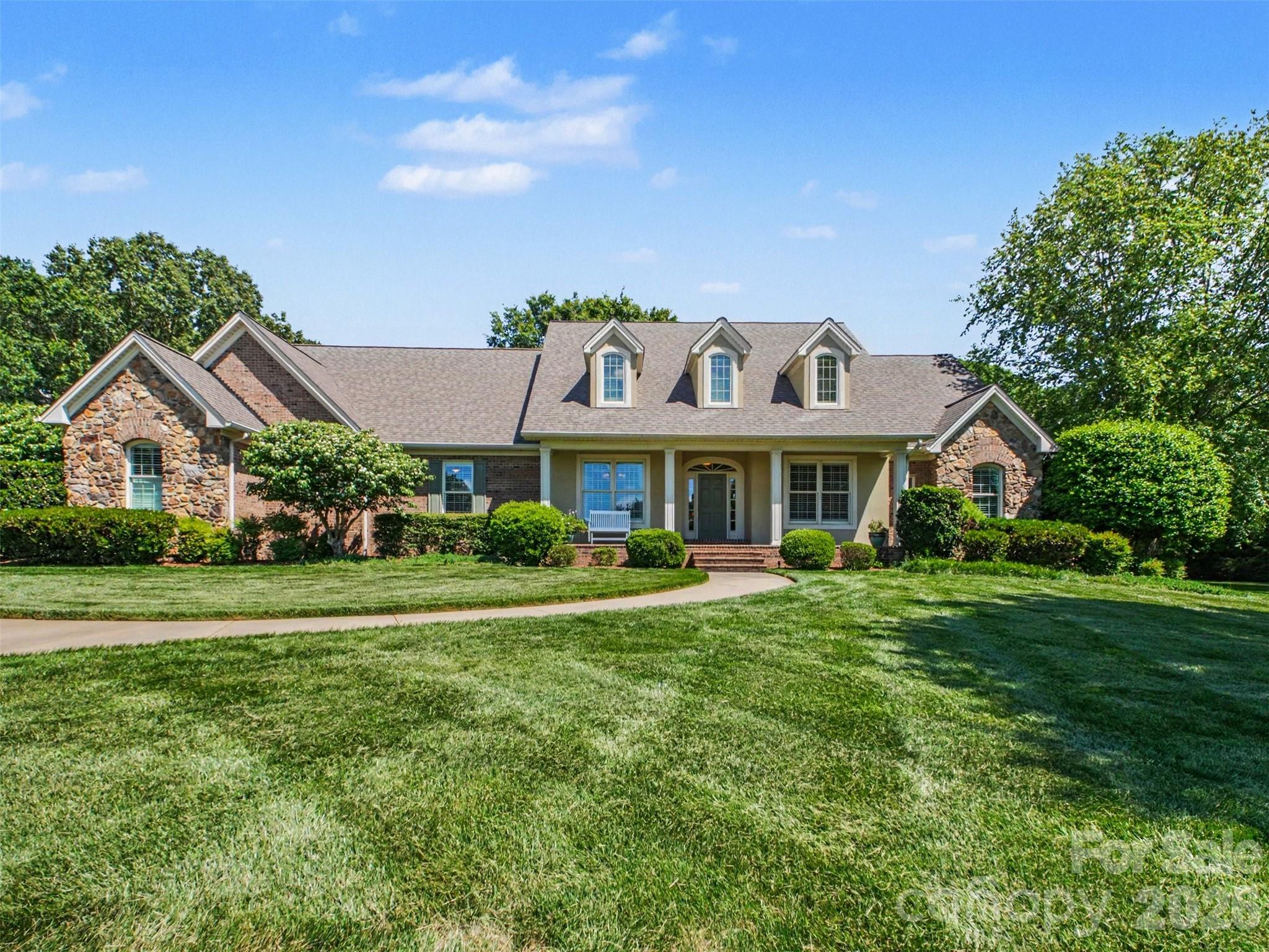 1422 Stone Gate Drive, Shelby, NC