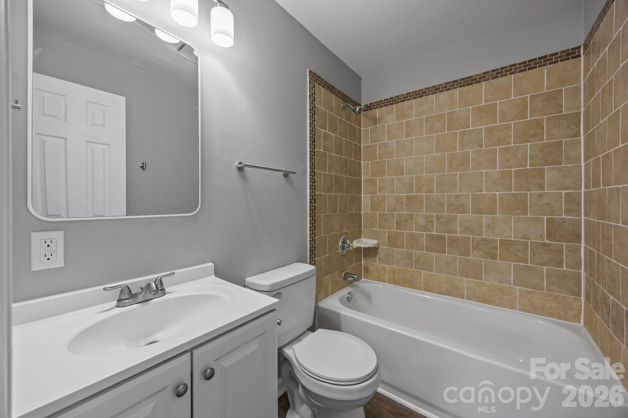 Photo 14 of 9300 Edgevale Drive, Charlotte, NC